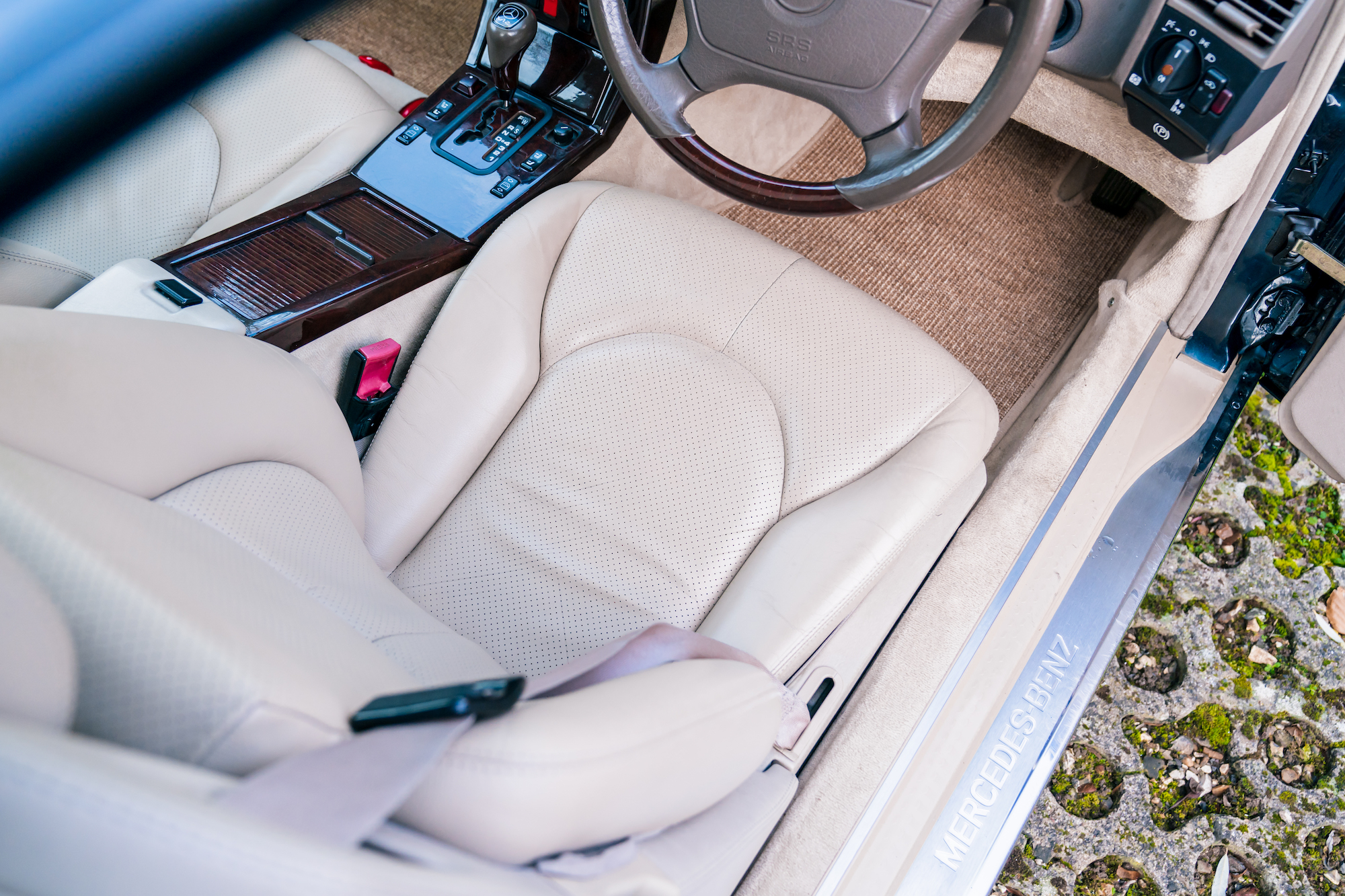 1996 MERCEDES-BENZ (R129) SL600