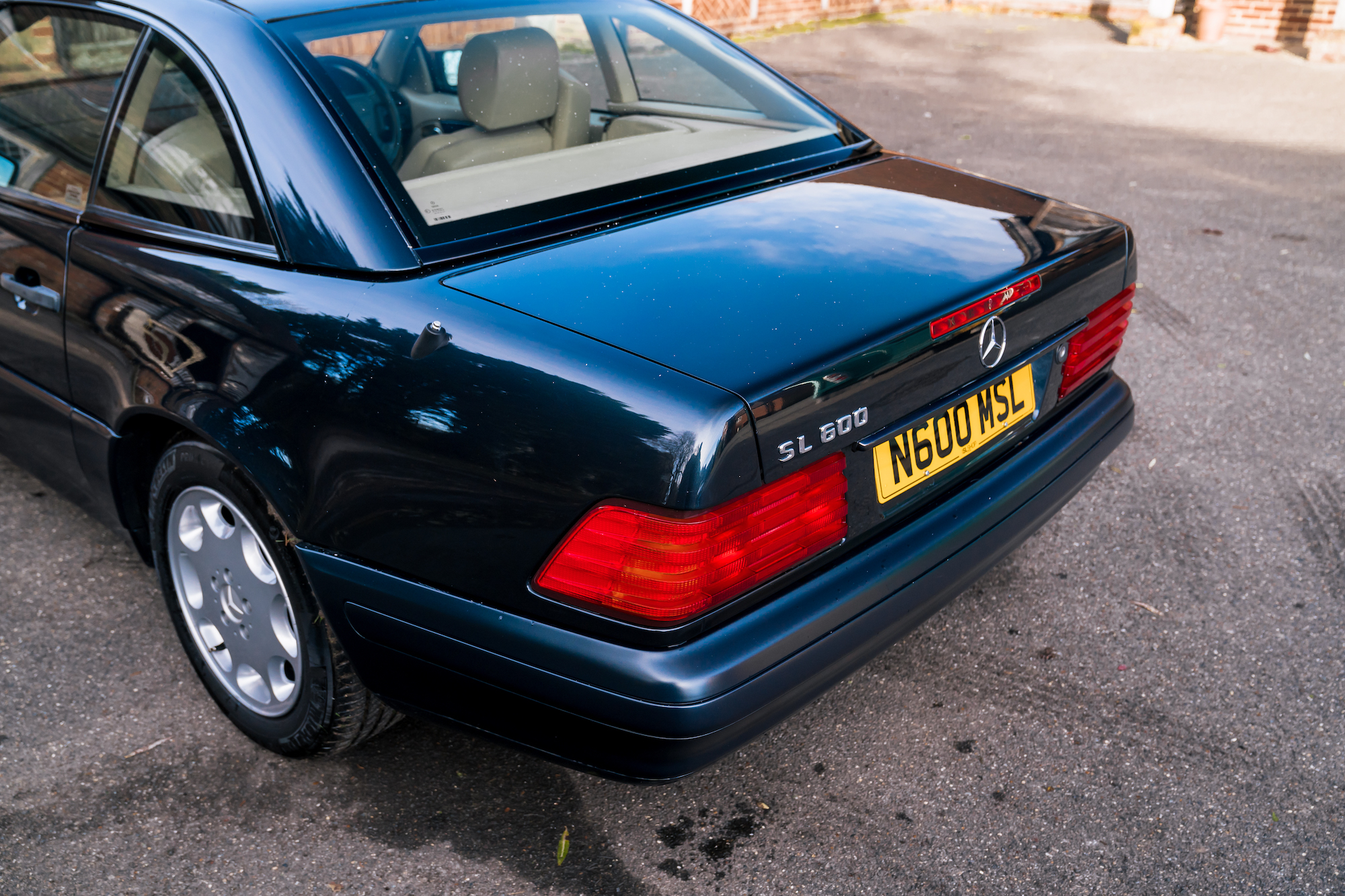 1996 MERCEDES-BENZ (R129) SL600