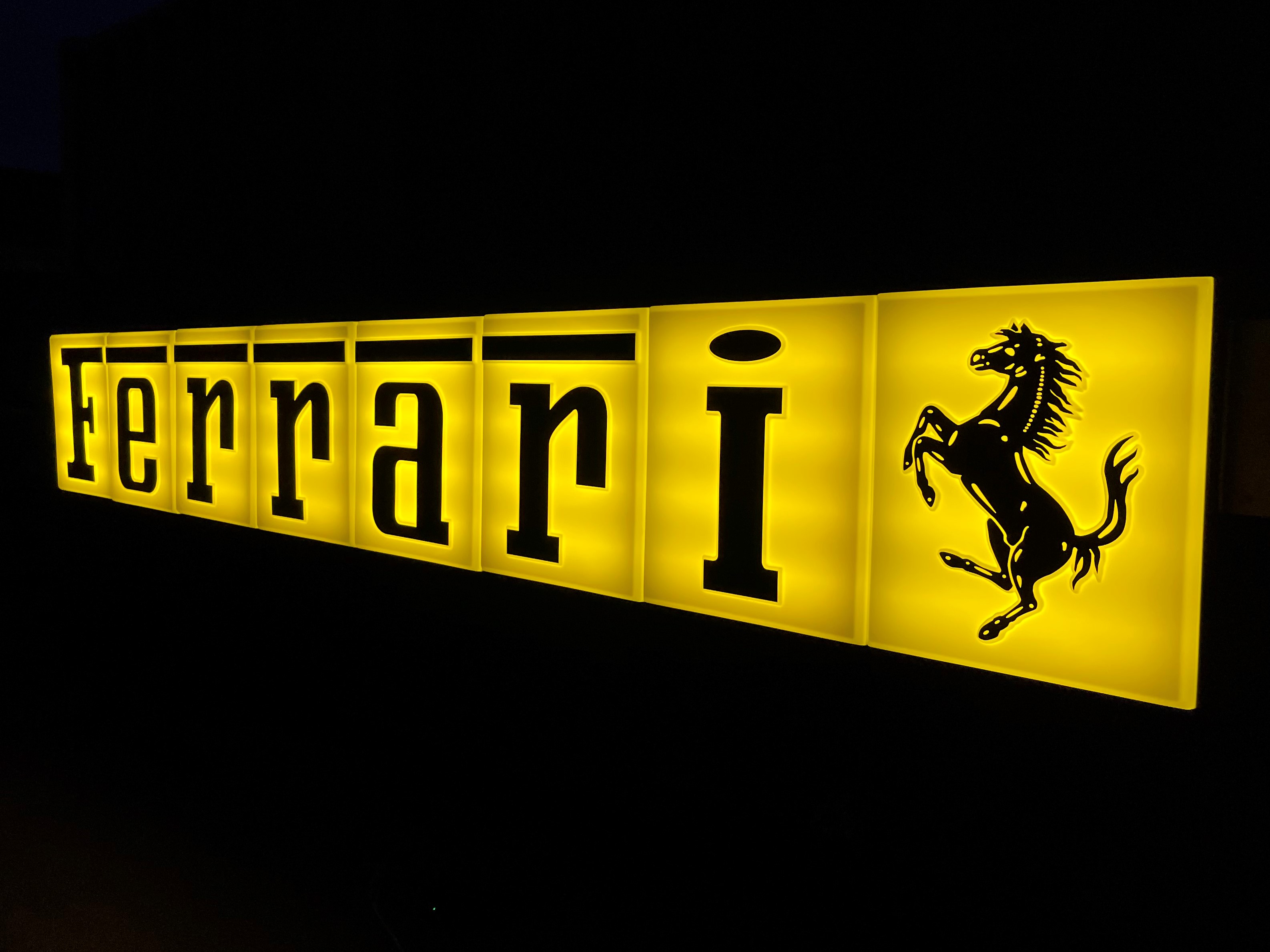 LARGE FERRARI ILLUMINATED SIGN
