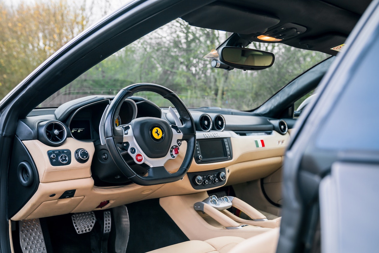 Ferrari Ff Interior