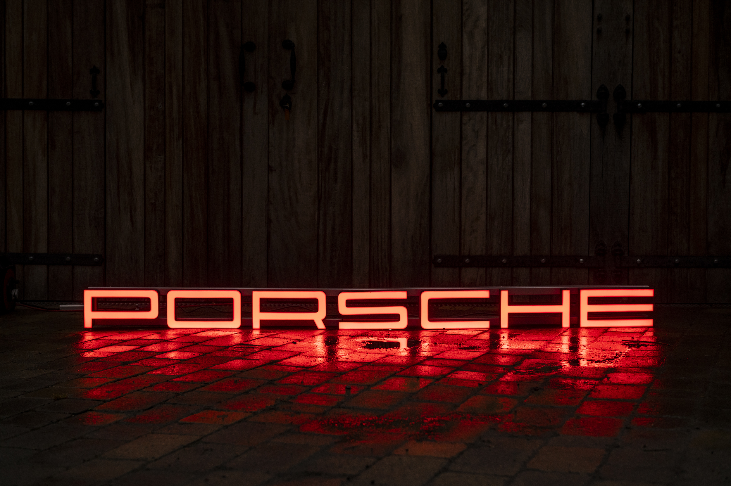 LARGE PORSCHE ILLUMINATED SIGN