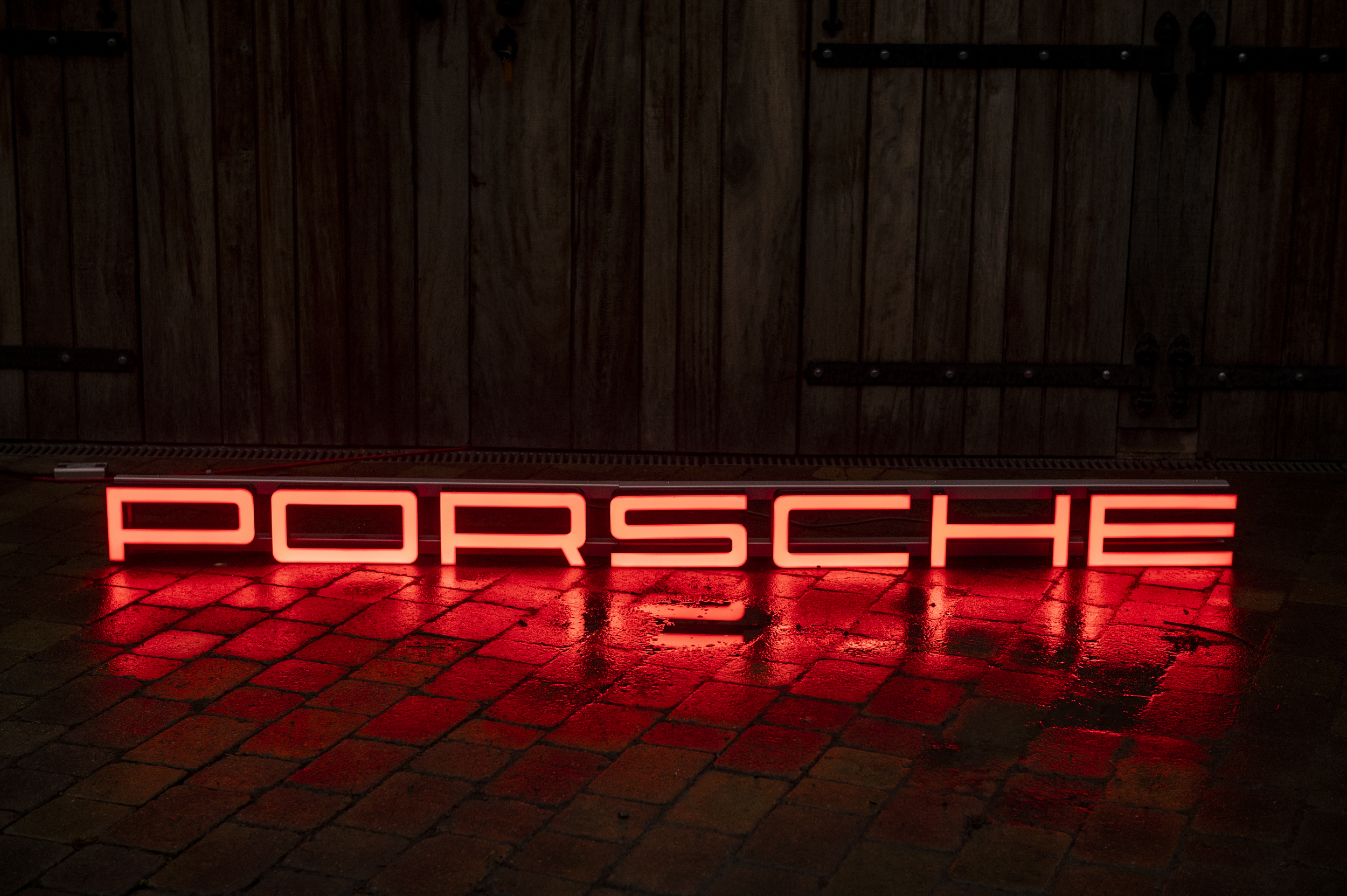 LARGE PORSCHE ILLUMINATED SIGN