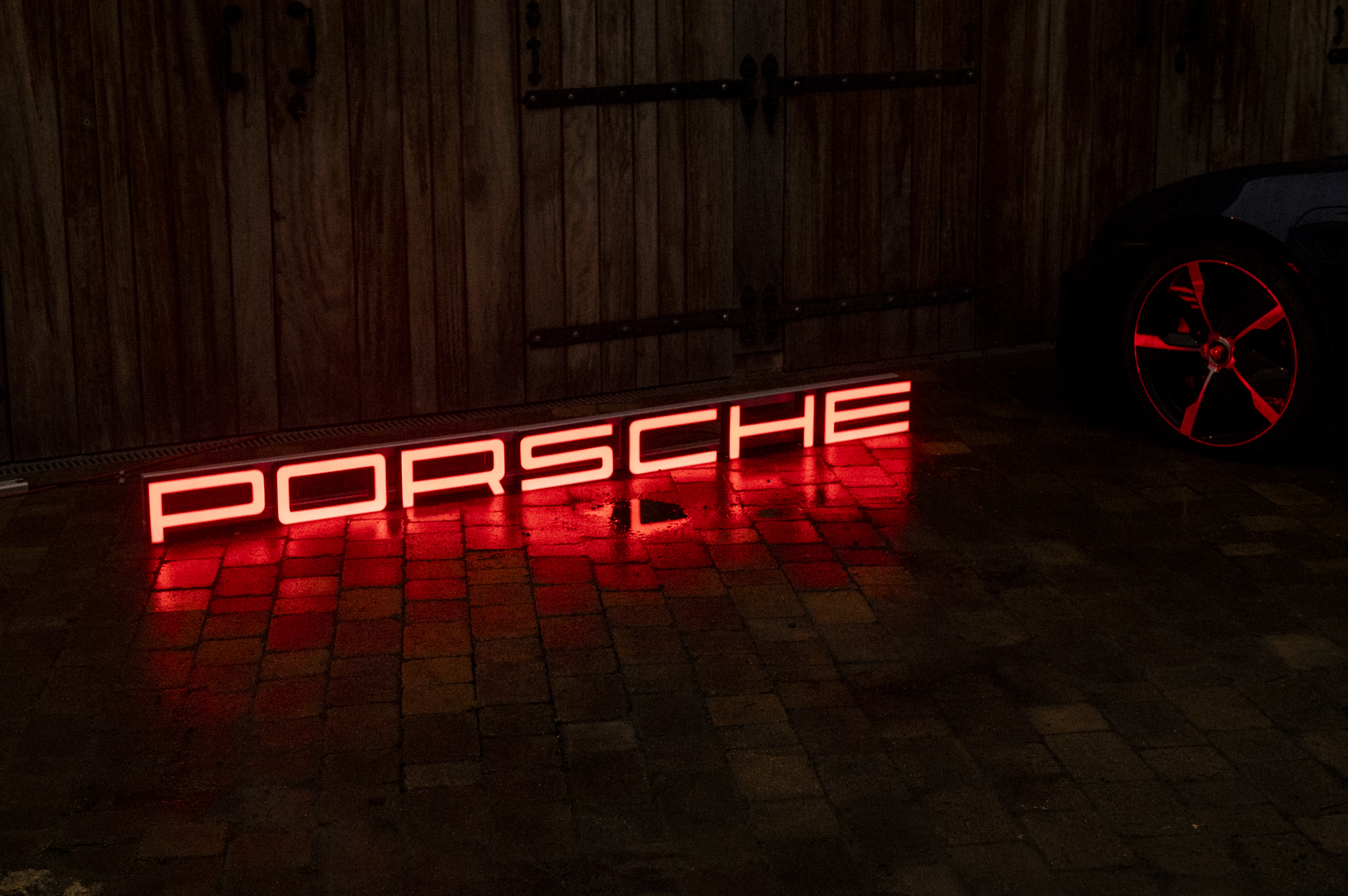 LARGE PORSCHE ILLUMINATED SIGN
