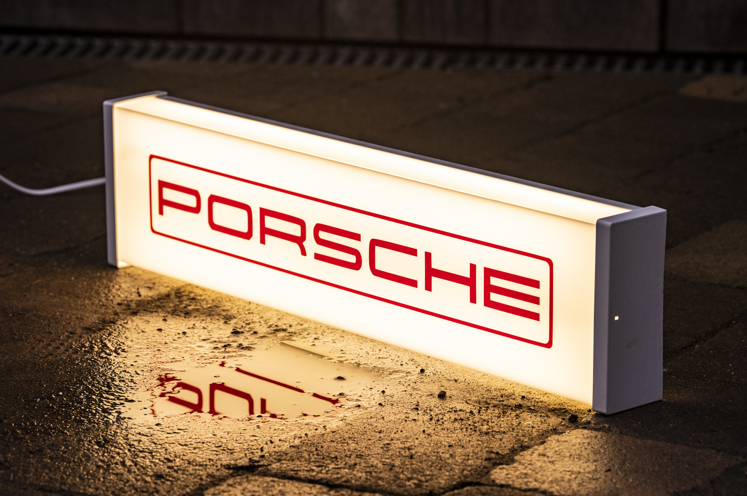 PORSCHE ILLUMINATED SIGN