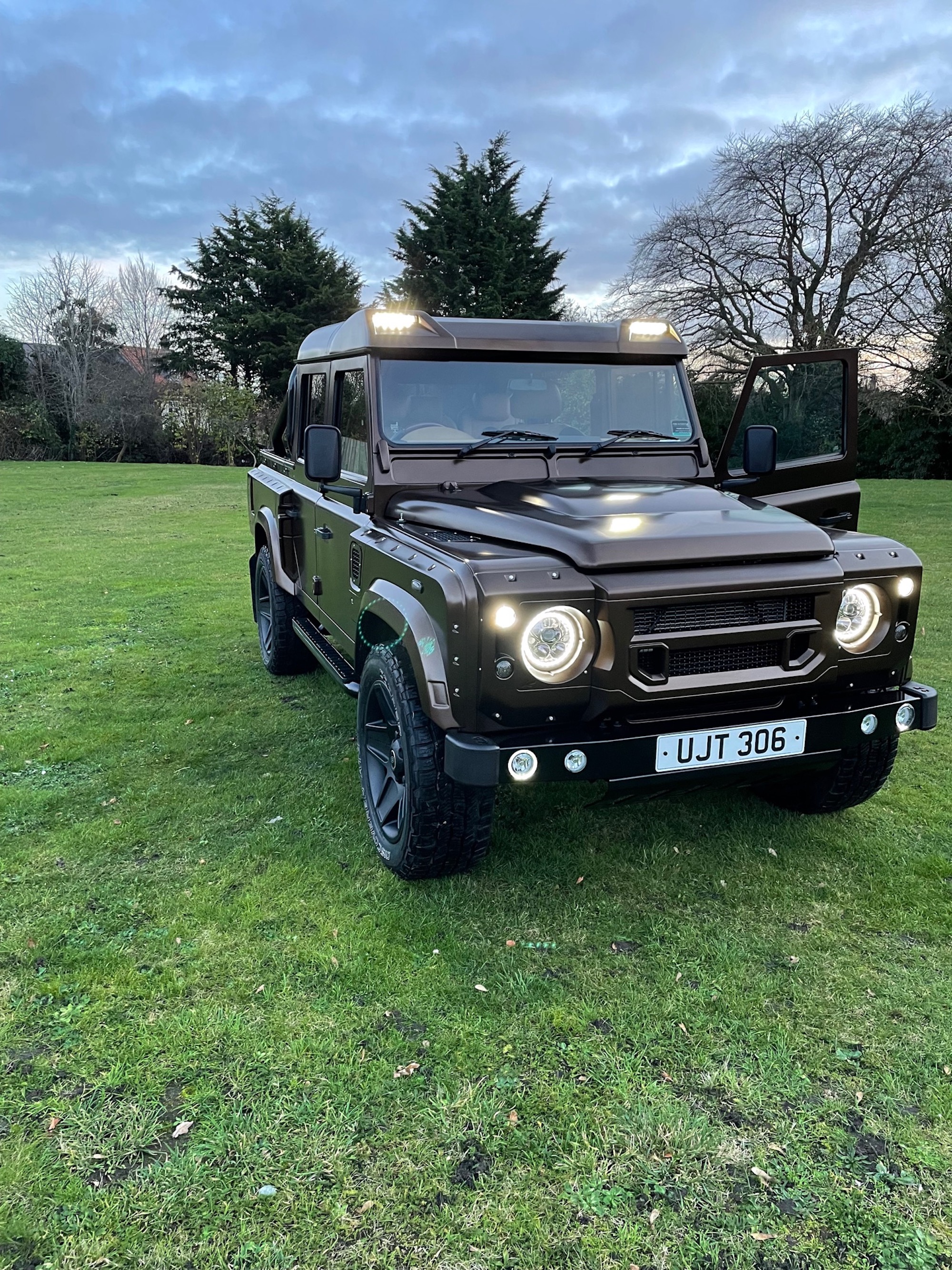 2015 LAND ROVER DEFENDER 110 DOUBLE CAB