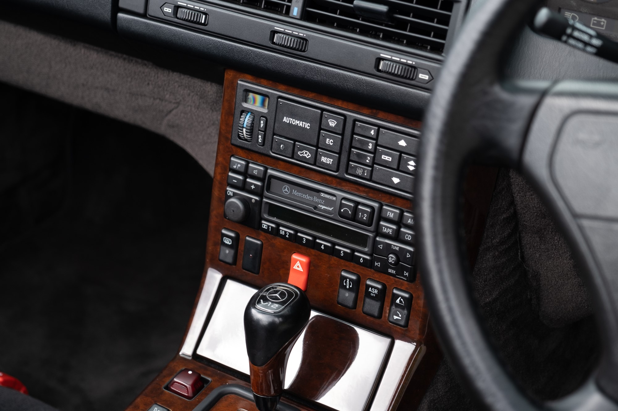 1995 MERCEDES-BENZ (R129) SL600