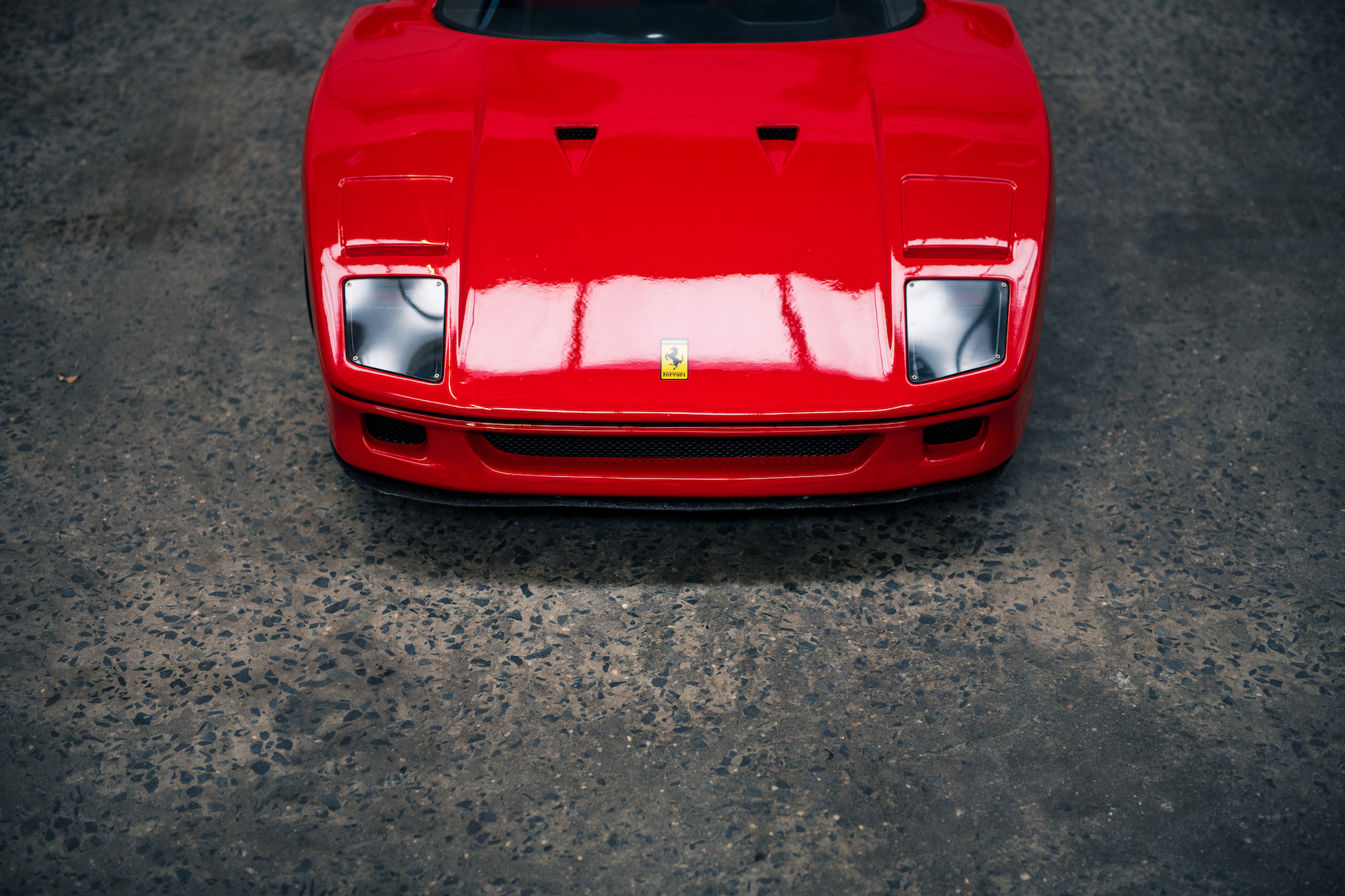 FERRARI F40 SCALE MODEL
