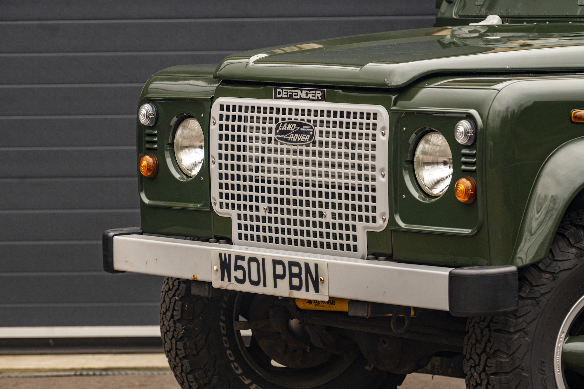 2000 LAND ROVER DEFENDER 90 TD5 HERITAGE EDITION
