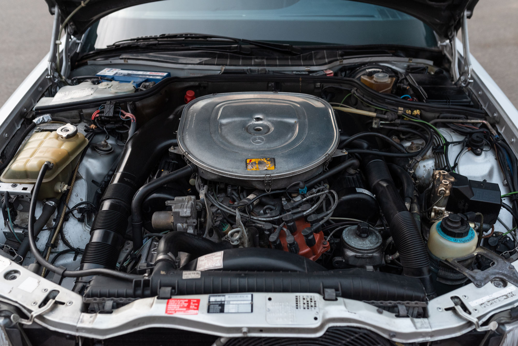 1986 MERCEDES-BENZ (W126) 560 SEC