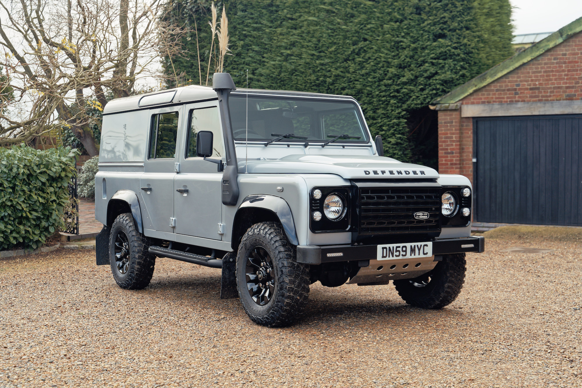 2010 LAND ROVER DEFENDER 110 XS UTILITY