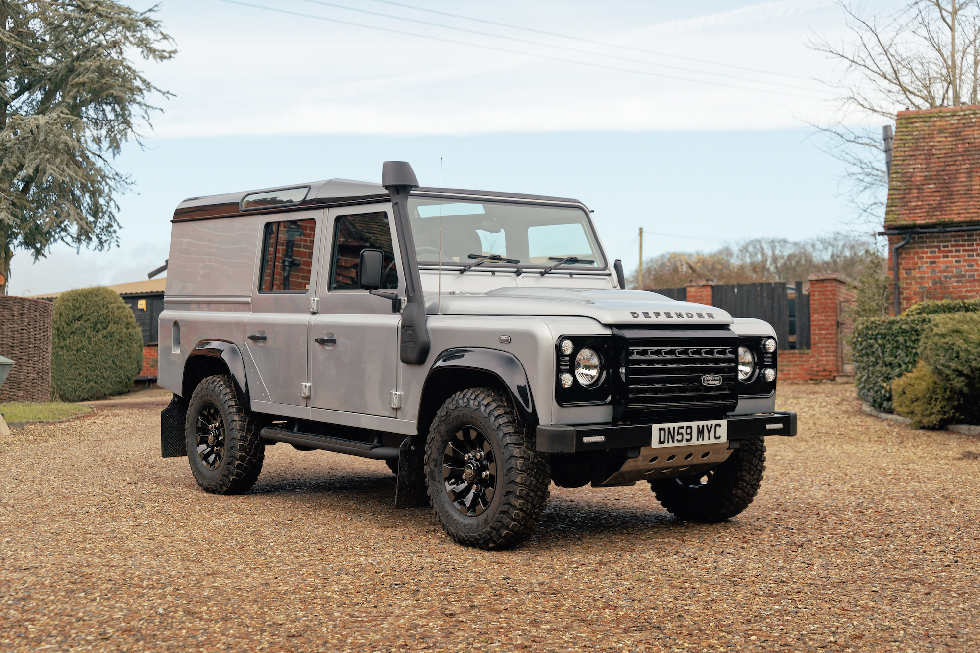 2010 LAND ROVER DEFENDER 110 XS UTILITY