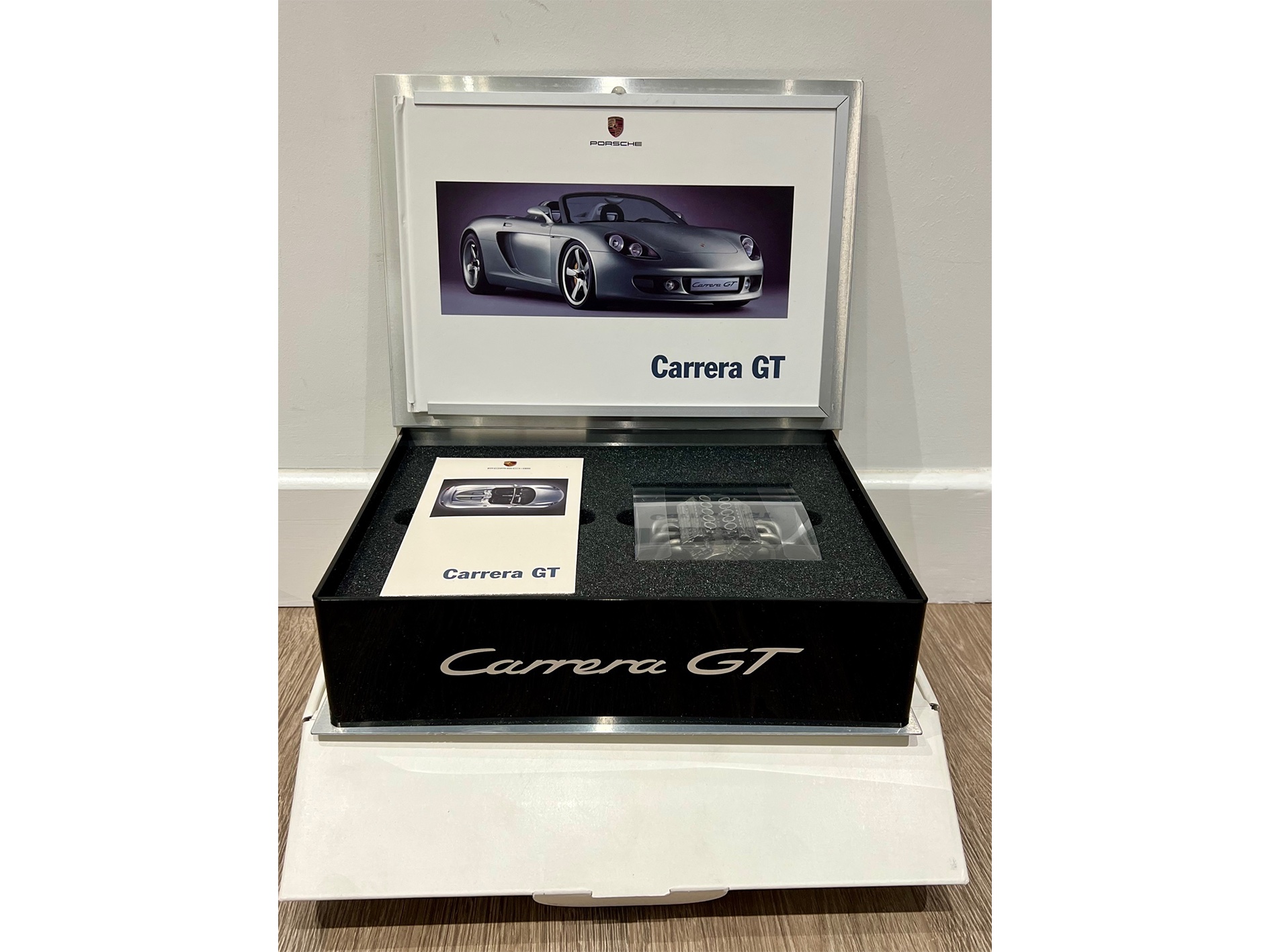 PORSCHE CARRERA GT PRE DELIVERY GIFT PACKAGE