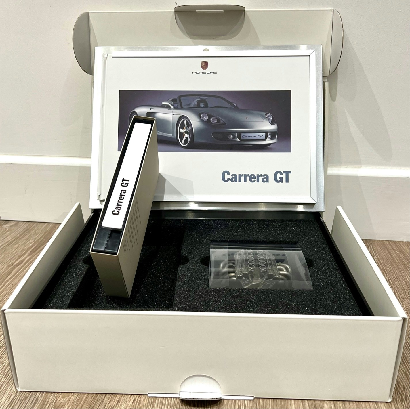 PORSCHE CARRERA GT PRE DELIVERY GIFT PACKAGE
