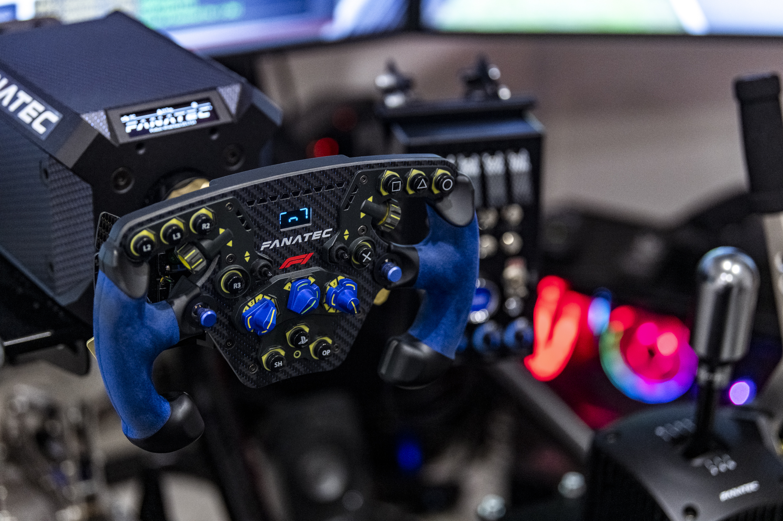 CUSTOM RACING SIMULATOR