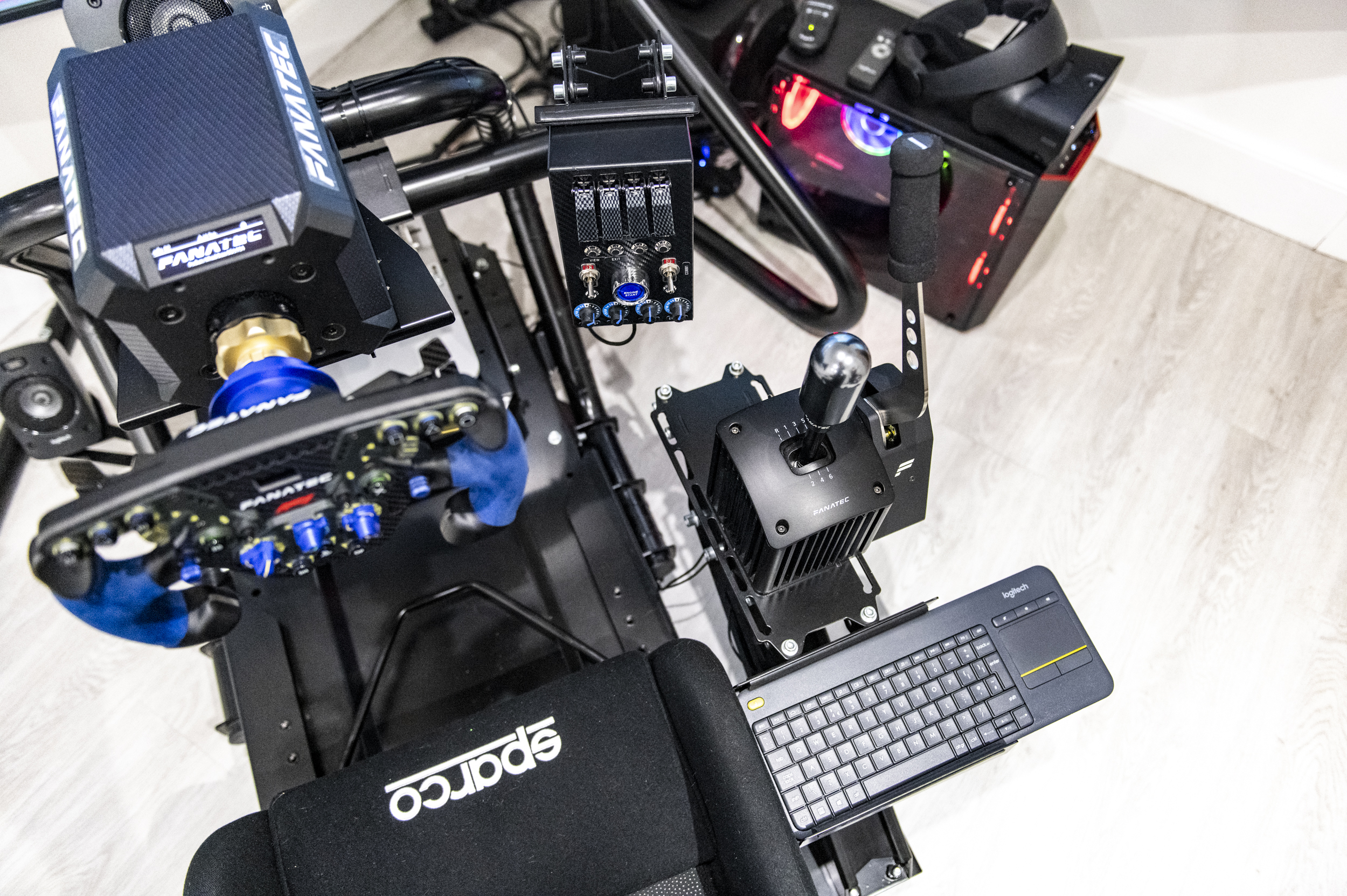 CUSTOM RACING SIMULATOR