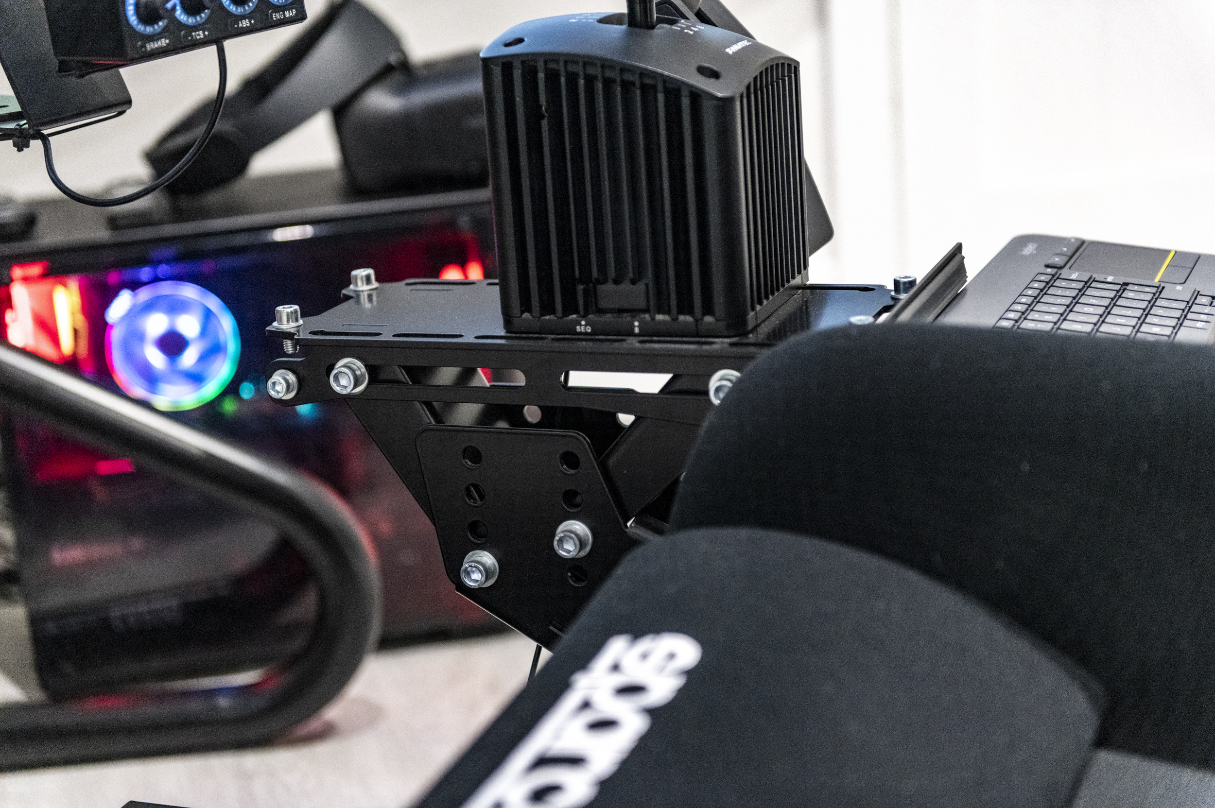 CUSTOM RACING SIMULATOR