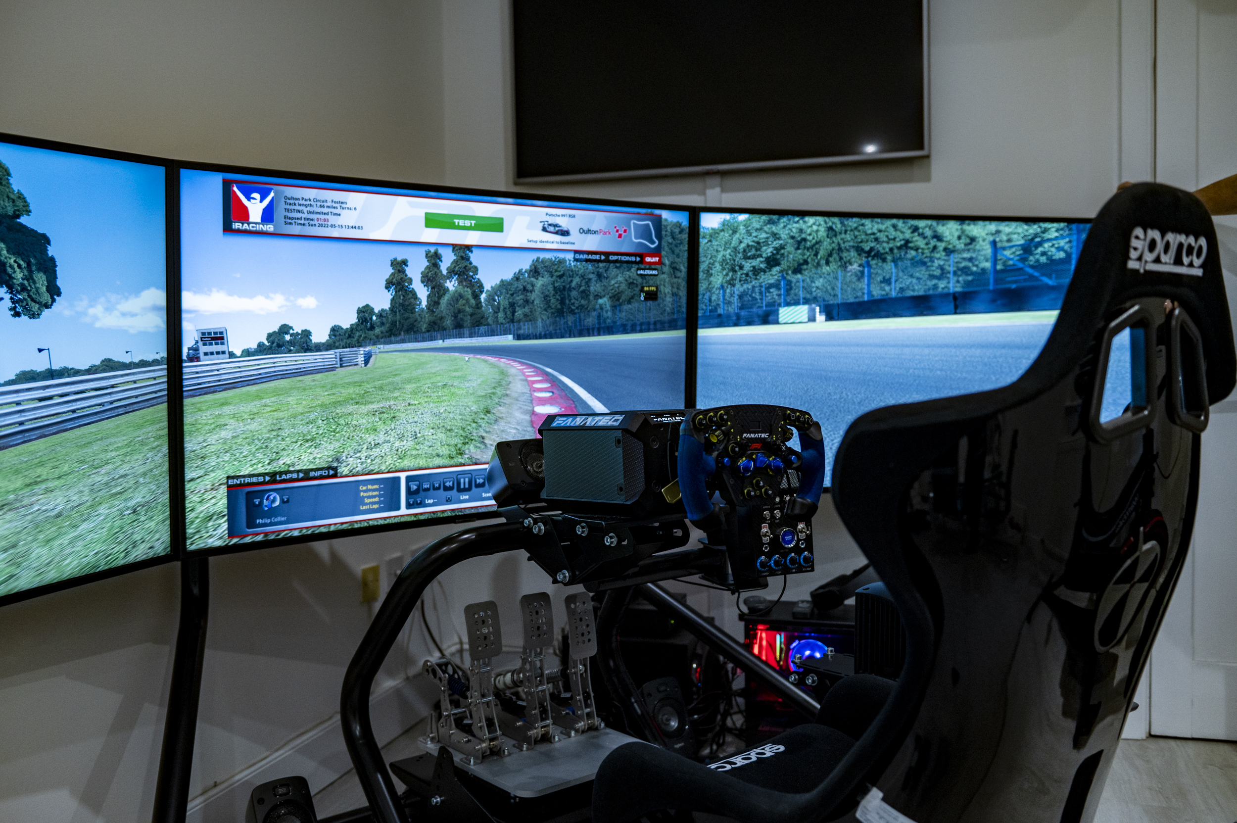 CUSTOM RACING SIMULATOR
