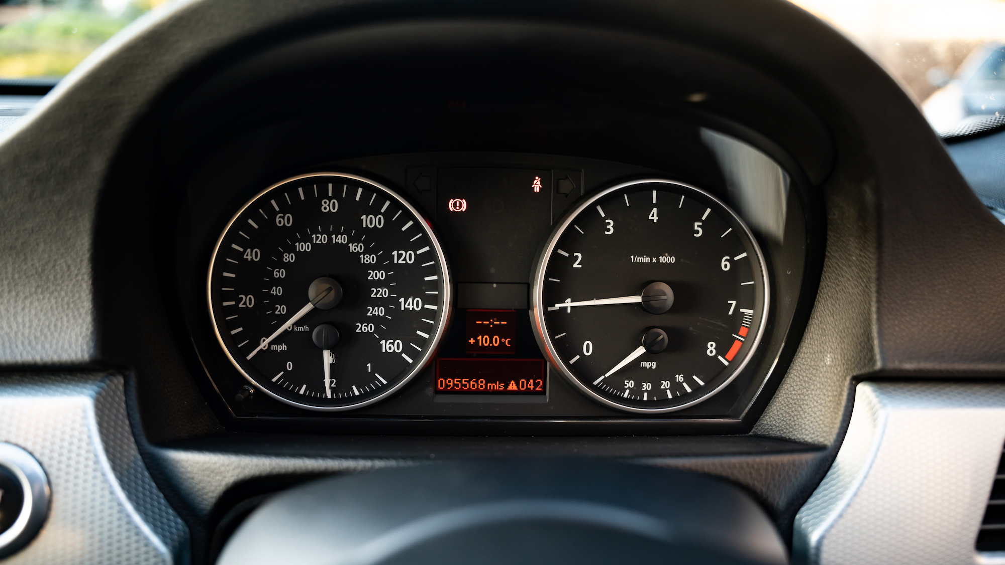 2006 BMW (E90) 320SI