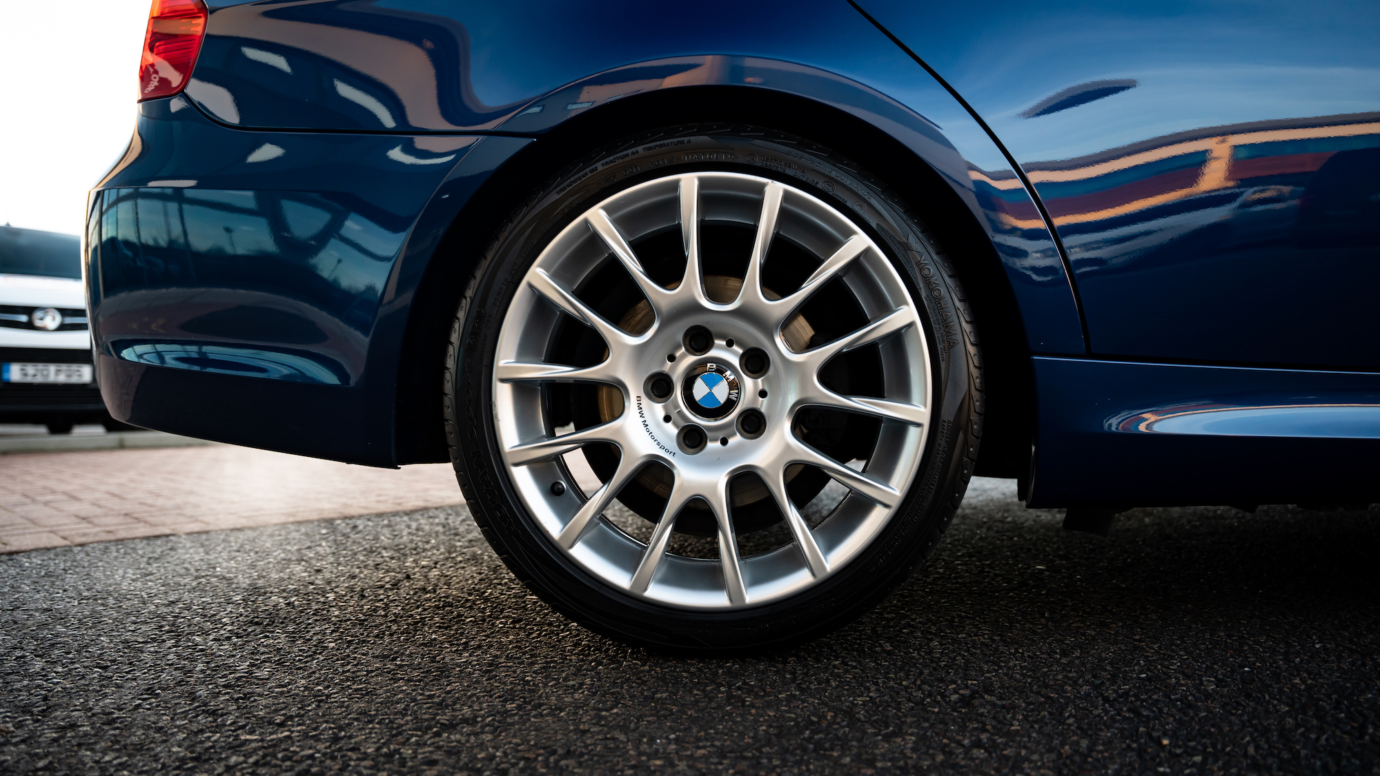 2006 BMW (E90) 320SI