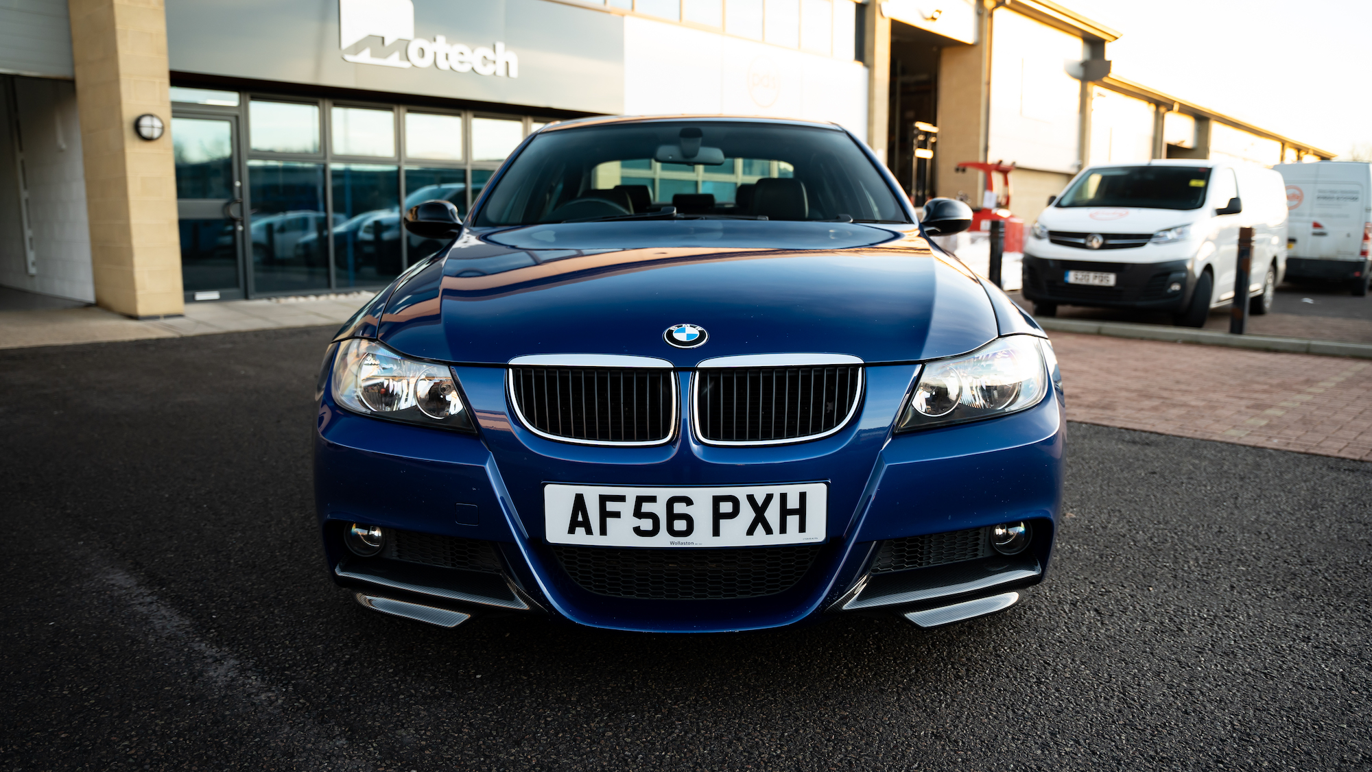 2006 BMW (E90) 320SI