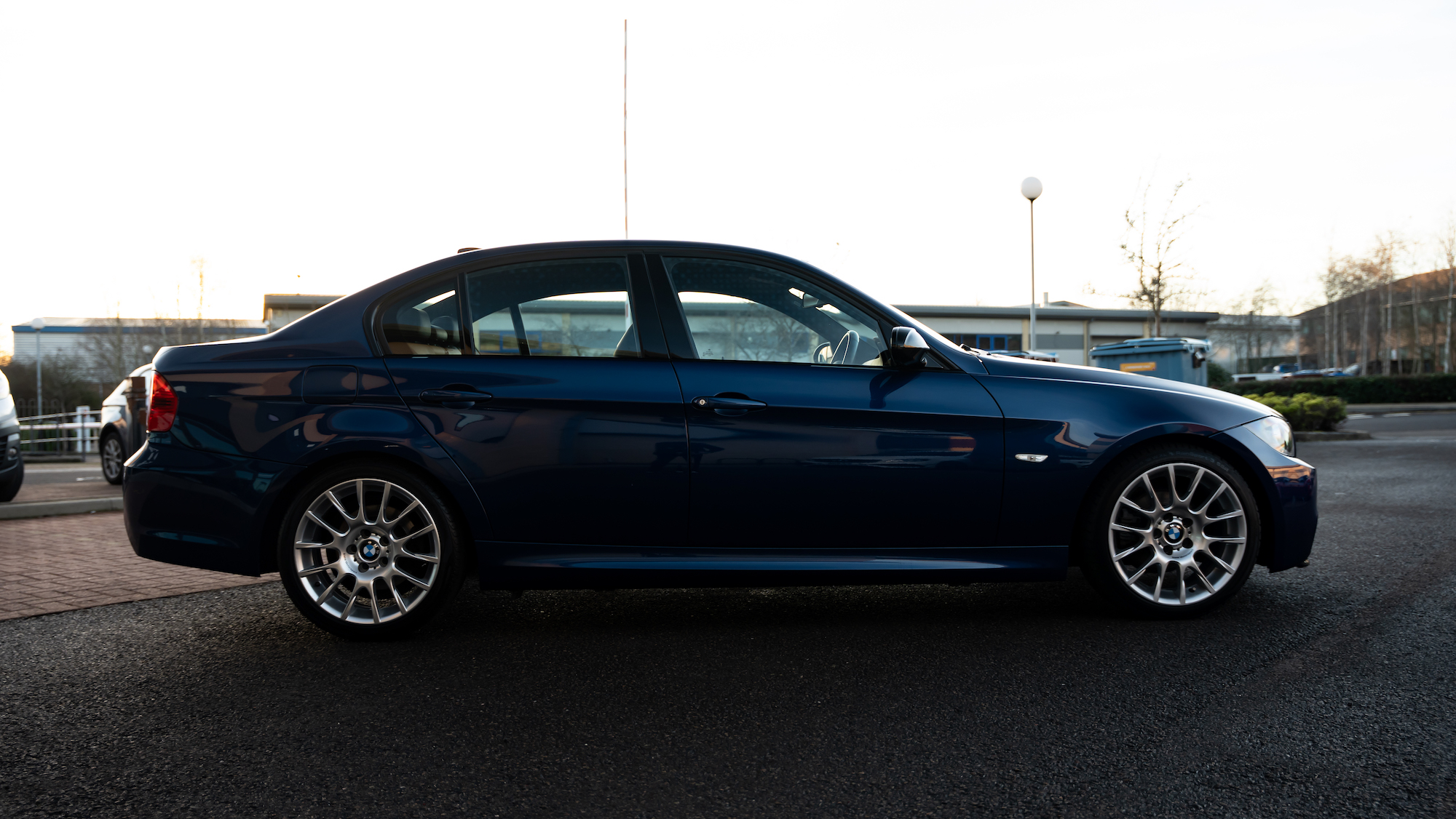 2006 BMW (E90) 320SI