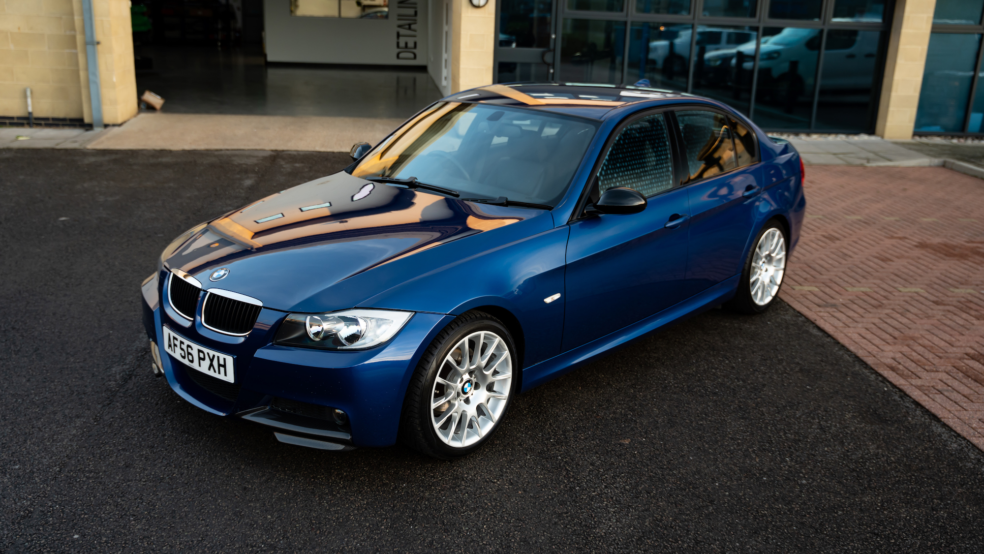 2006 BMW (E90) 320SI