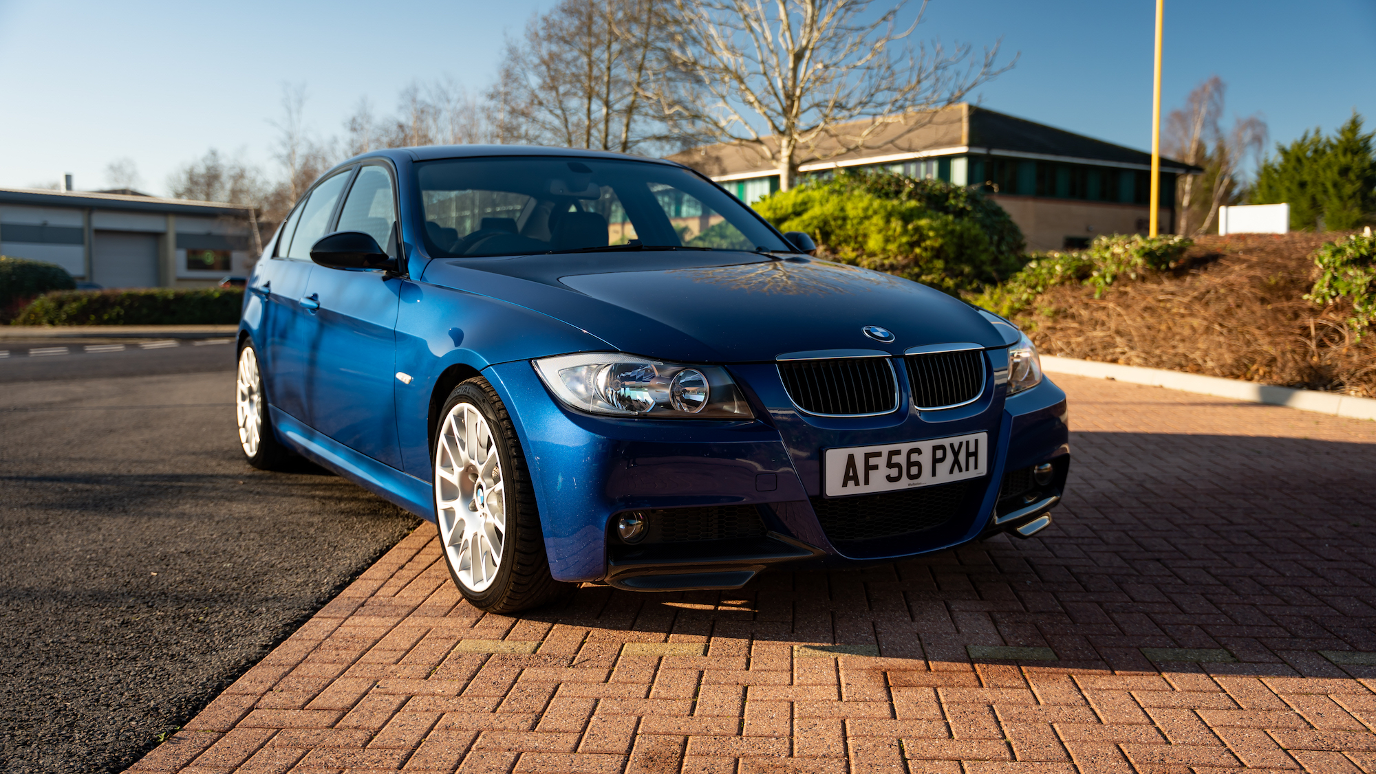 2006 BMW (E90) 320SI