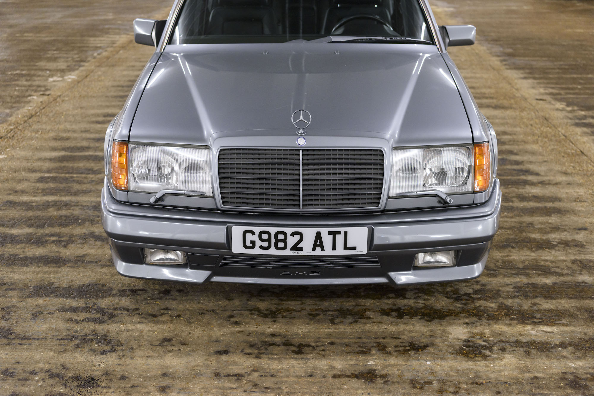 1990 MERCEDES-BENZ (W124) 300E 3.4 AMG