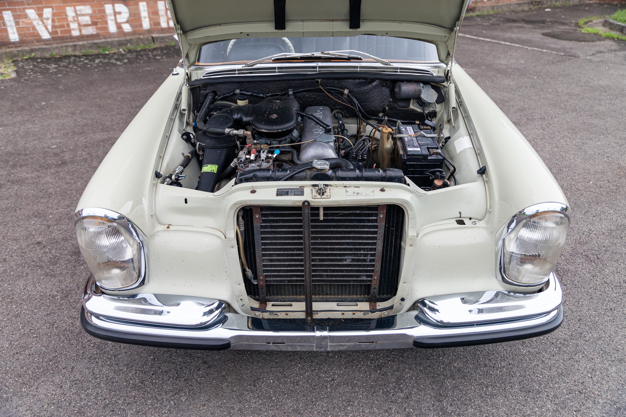 1968 MERCEDES-BENZ (W108) 250S for sale by auction in Sydney , New ...