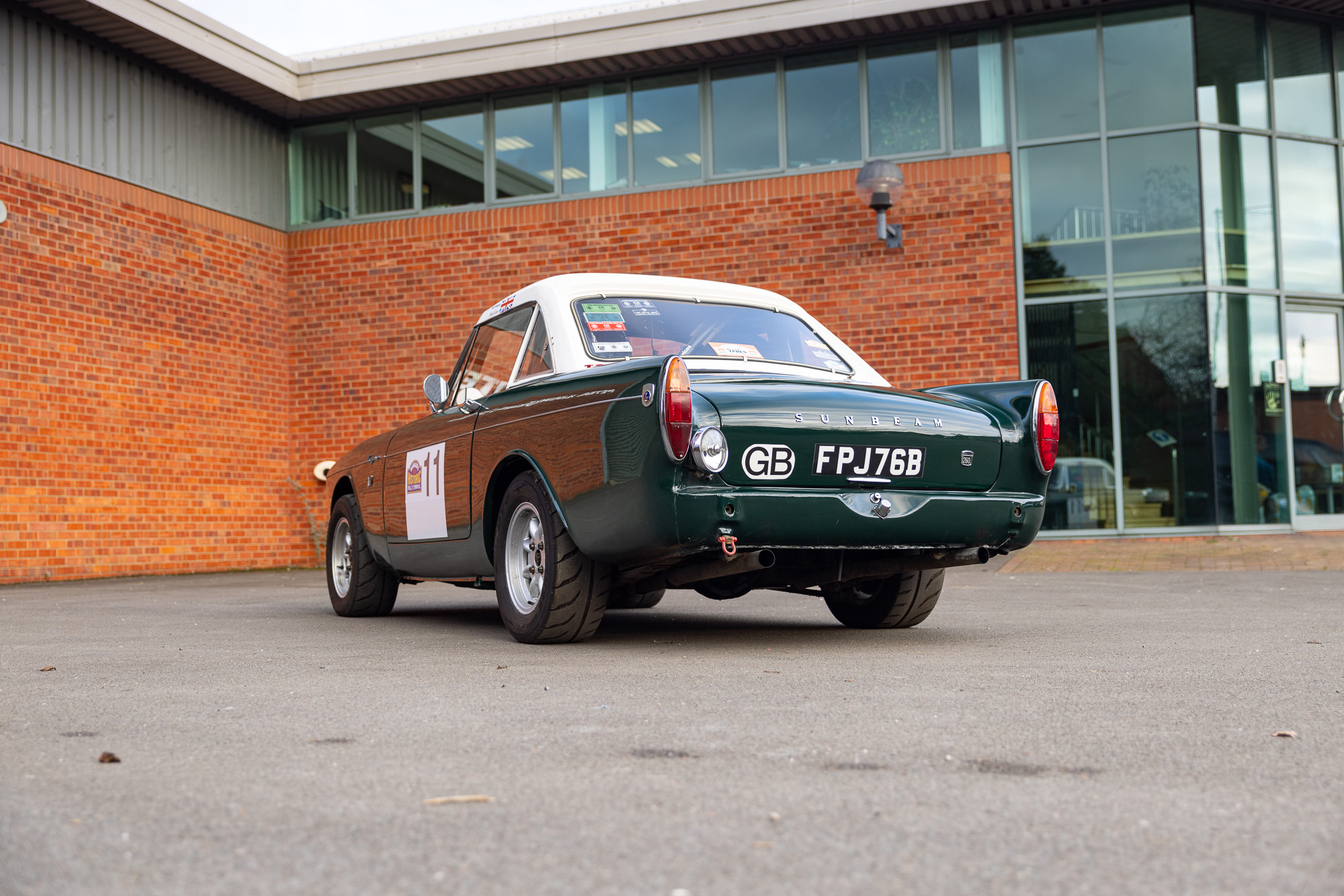 1964 SUNBEAM TIGER MK1 - RALLY SPEC