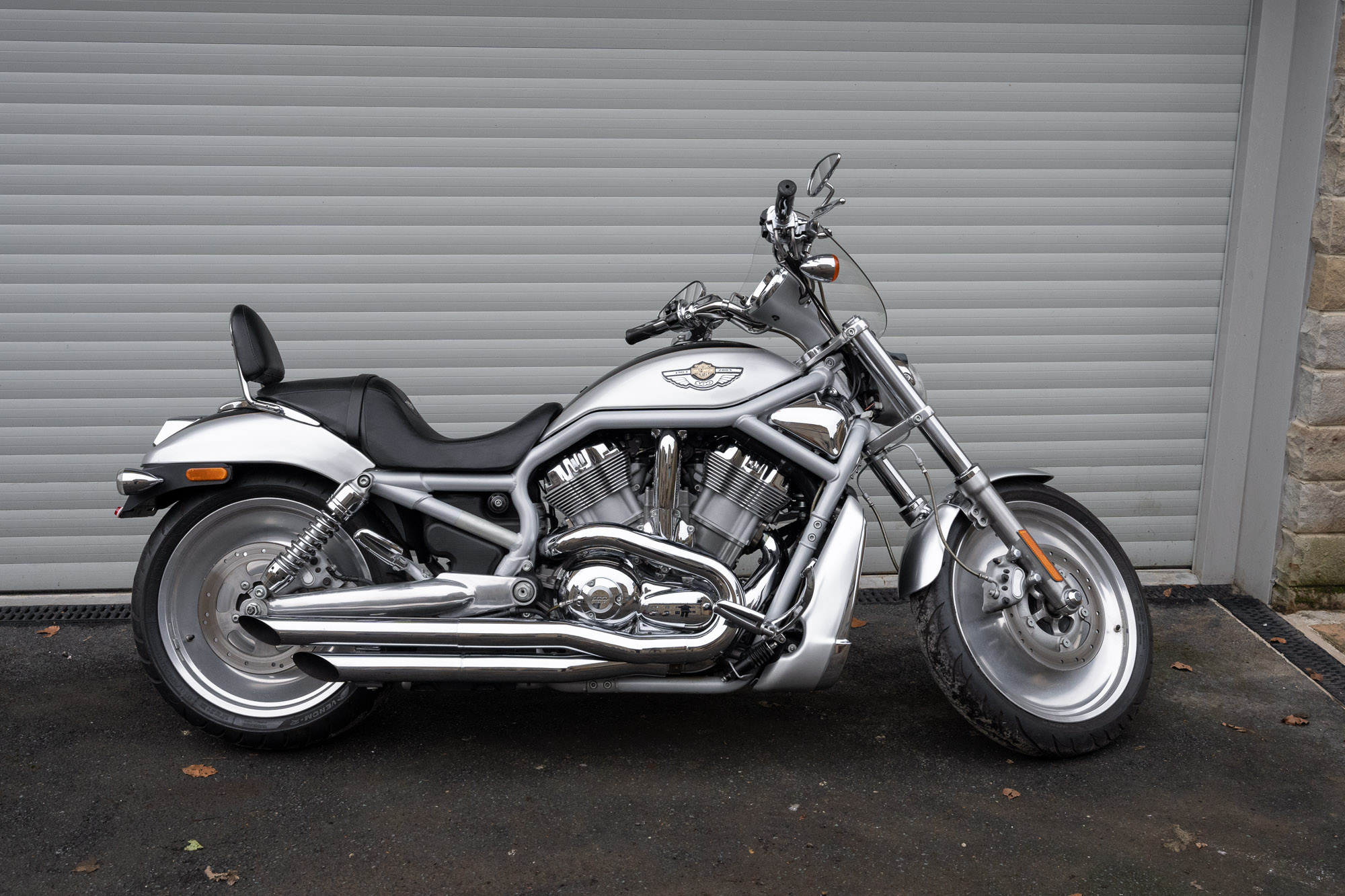 2003 HARLEY-DAVIDSON V-ROD ANNIVERSARY