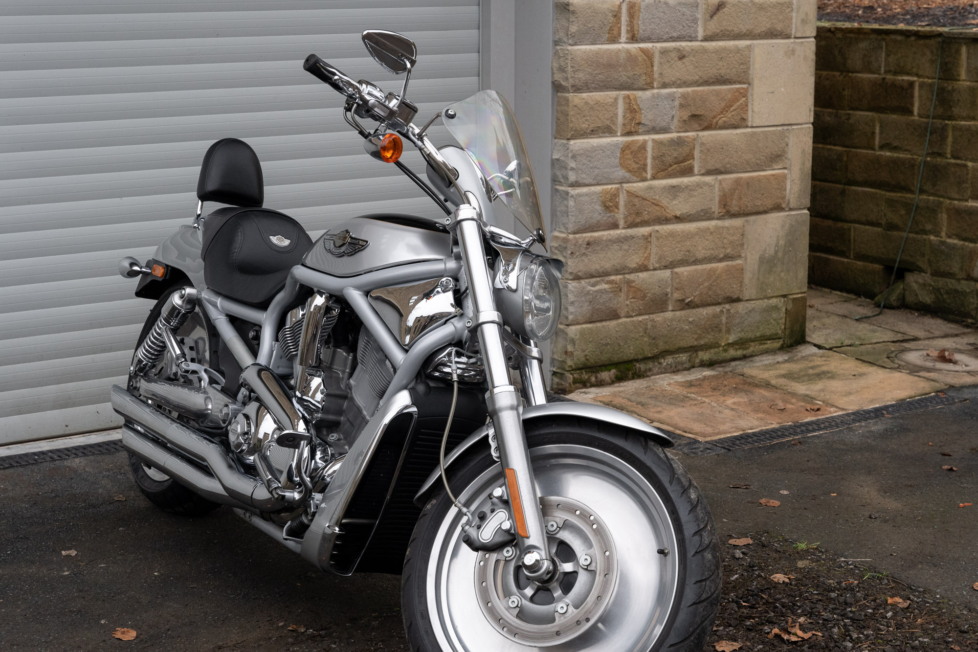2003 HARLEY-DAVIDSON V-ROD ANNIVERSARY