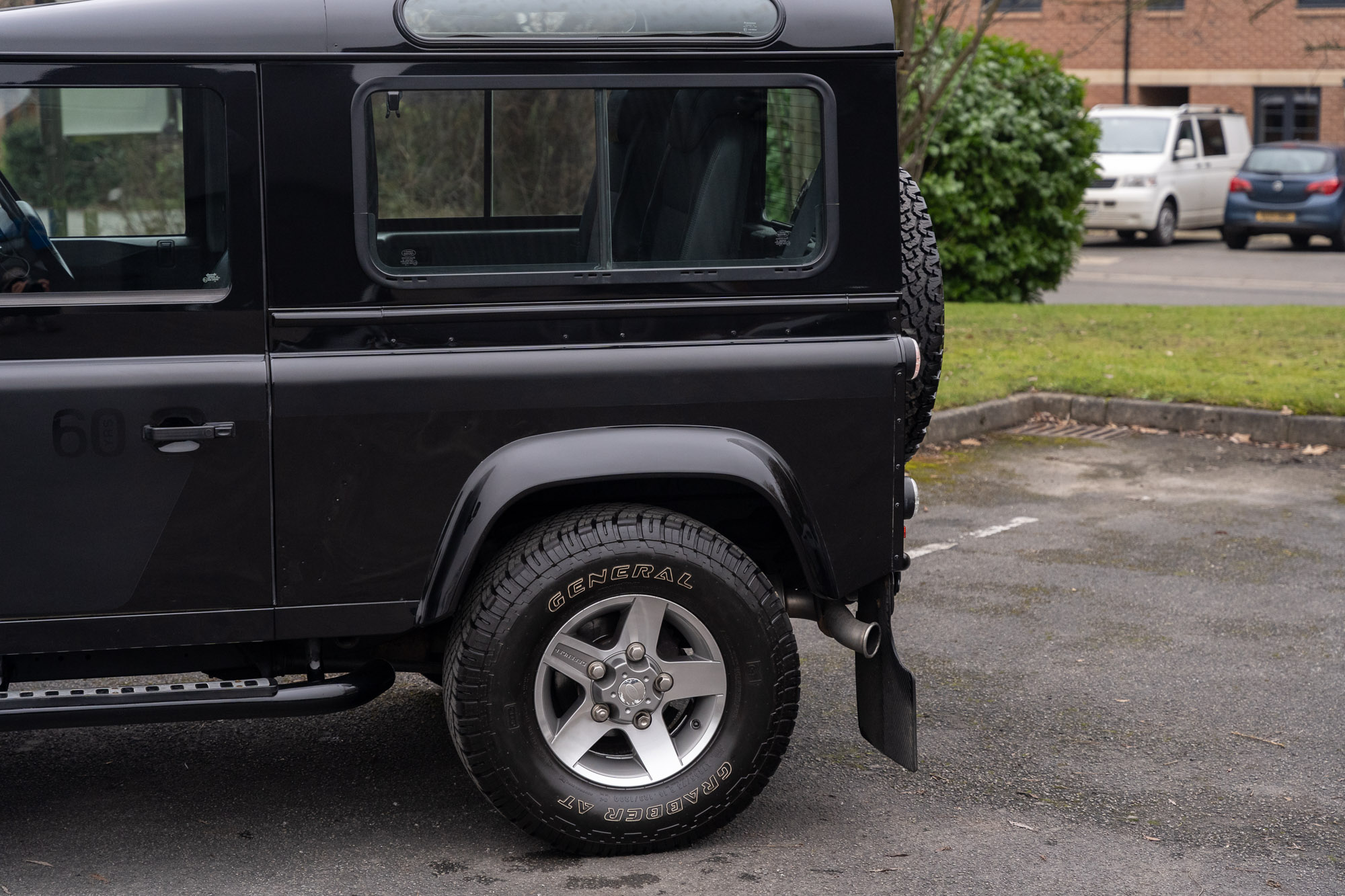 2009 LAND ROVER DEFENDER 90 SVX SW
