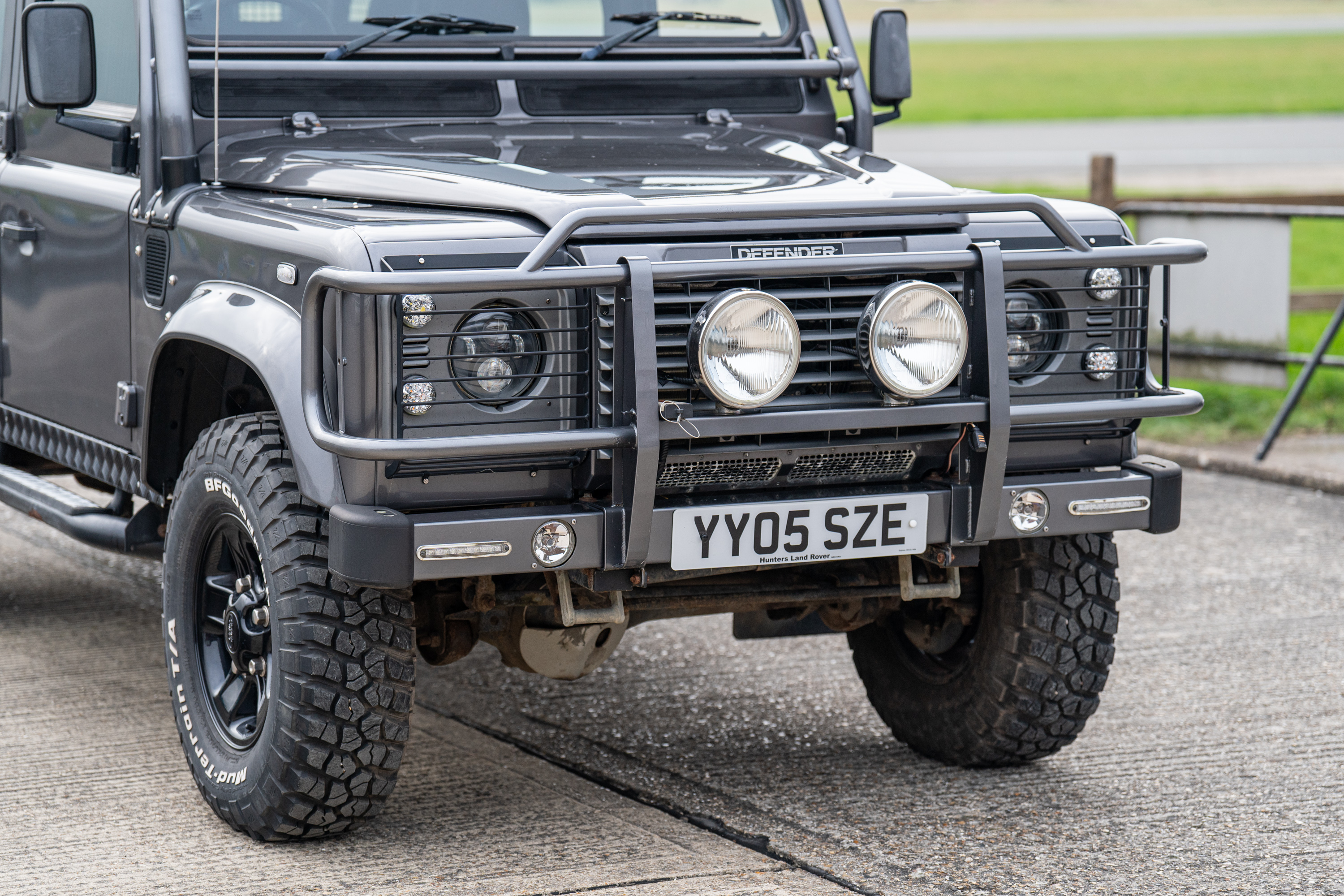 2005 LAND ROVER DEFENDER 110 XS TD5 - 22,776 MILES