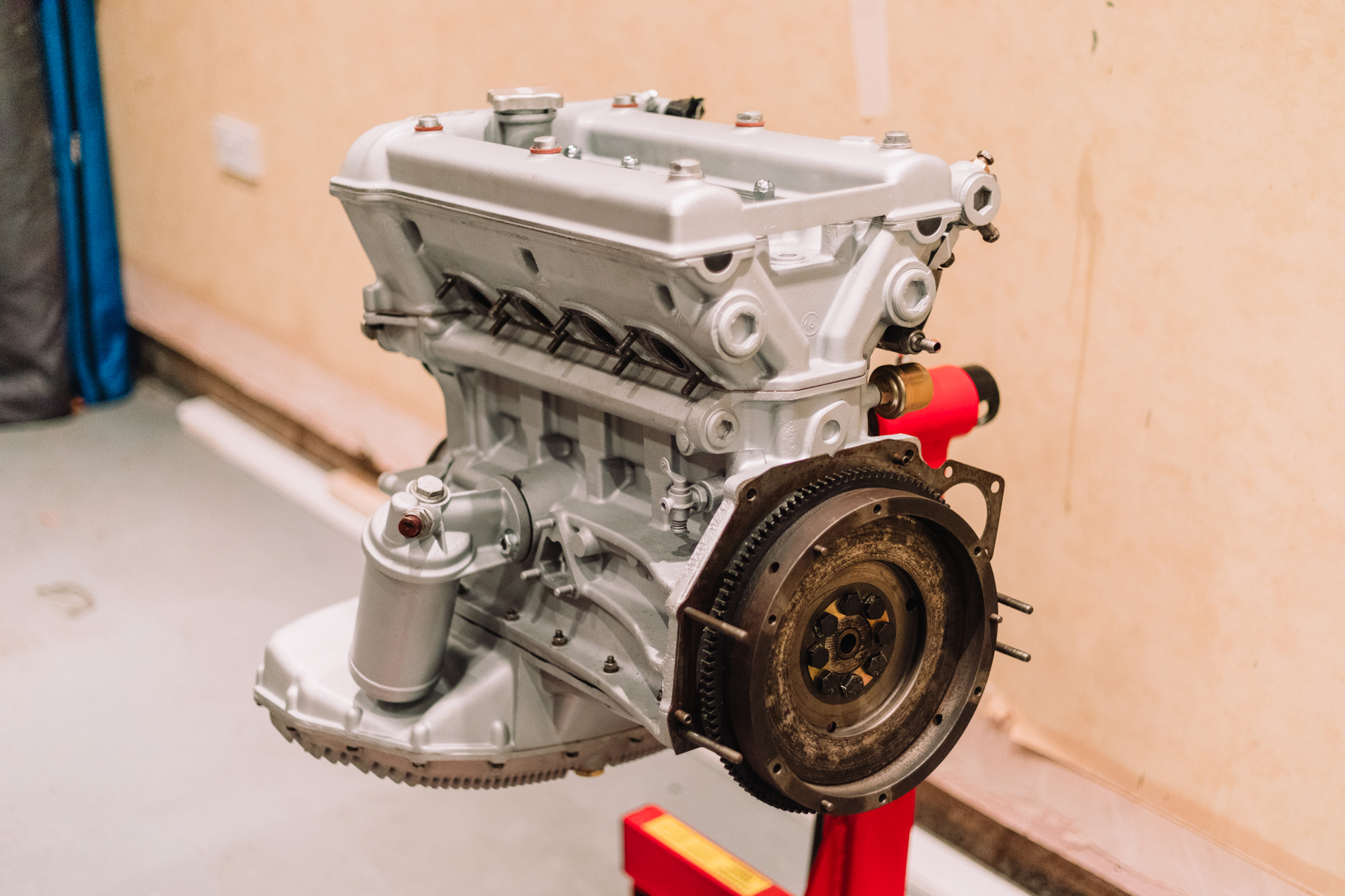 ALFA ROMEO GT 1300 ENGINE