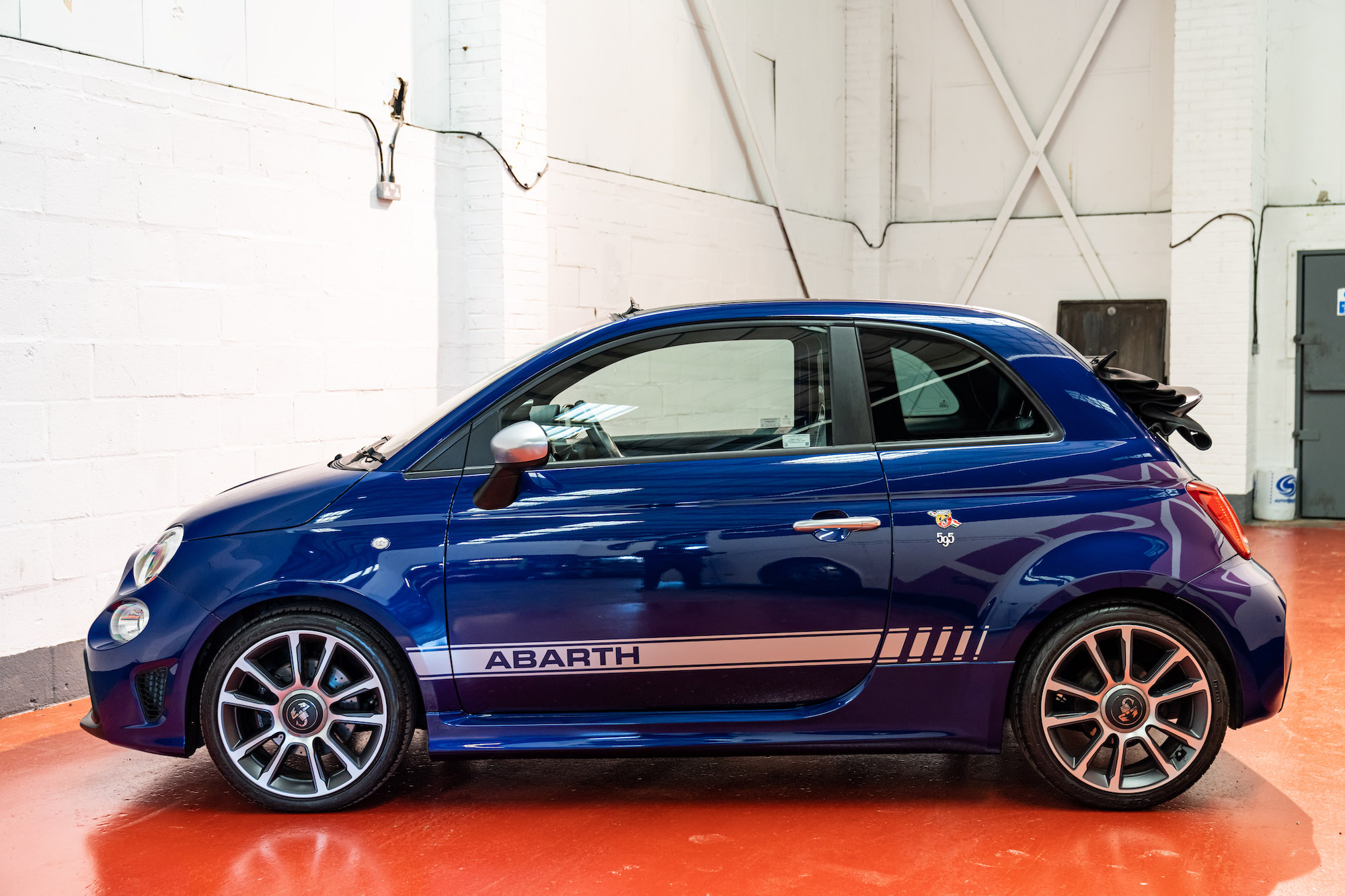 2016 ABARTH 595 TURISMO CONVERTIBLE - 7,791 MILES