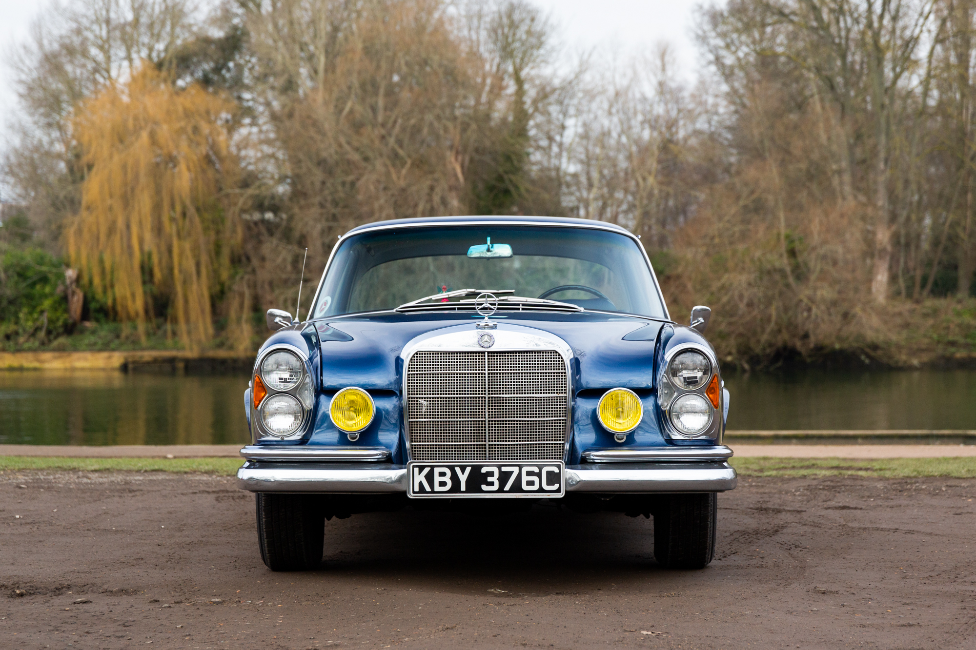 1965 MERCEDES-BENZ (W111) 250 SE
