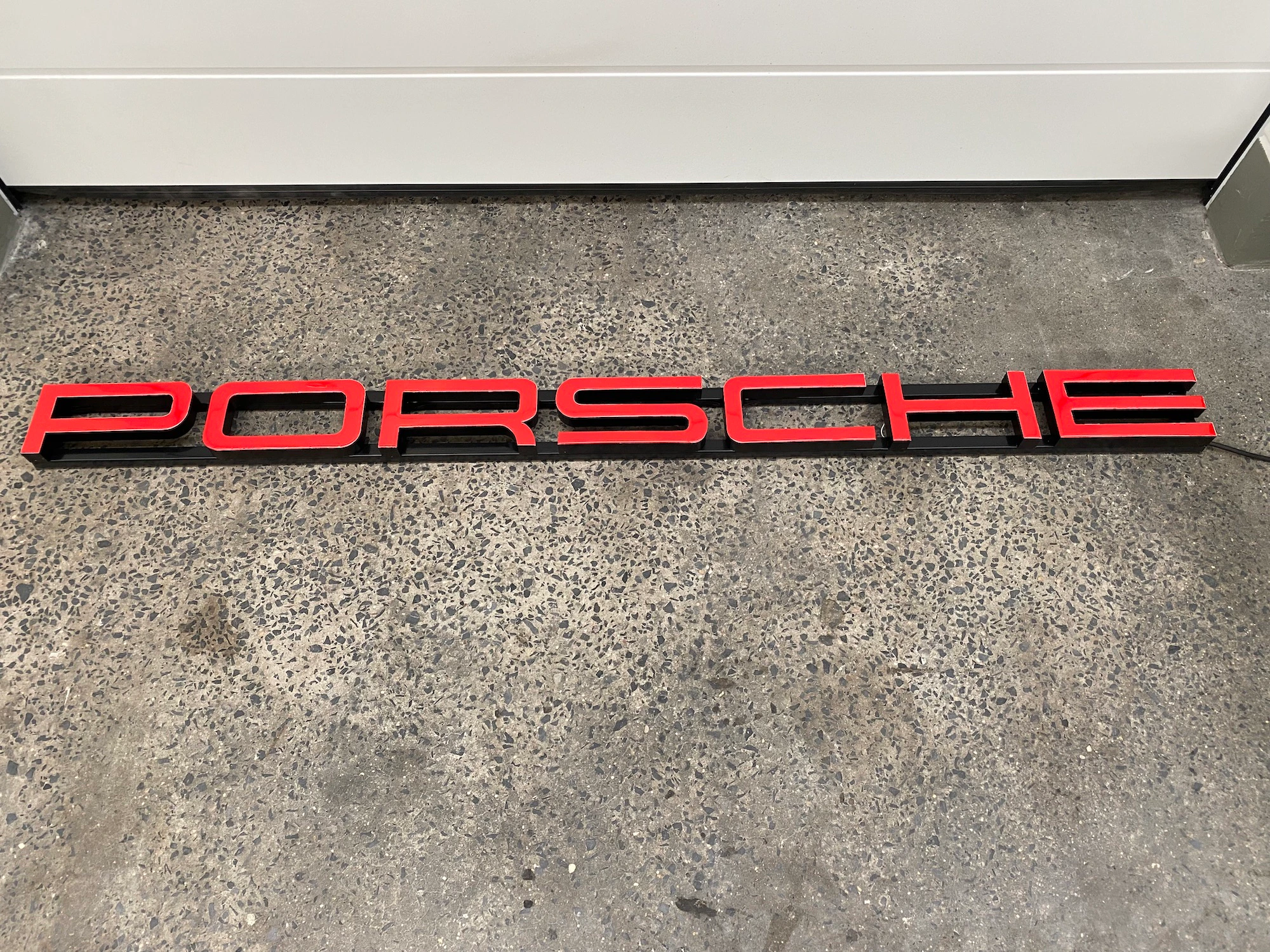 LARGE PORSCHE ILLUMINATED SIGN