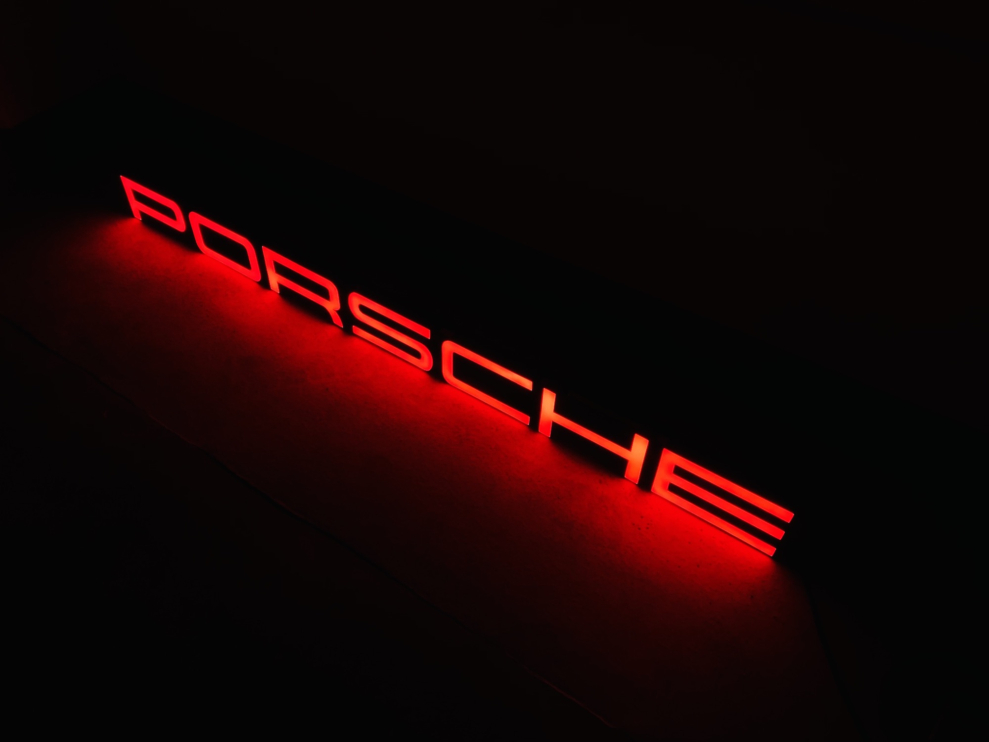 LARGE PORSCHE ILLUMINATED SIGN