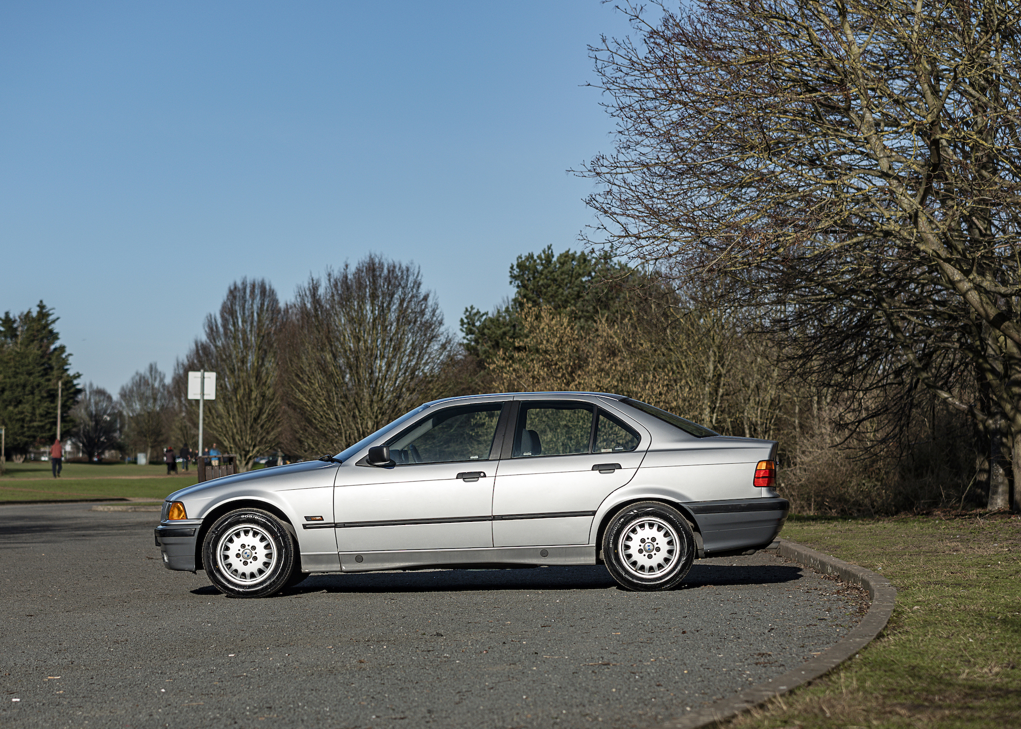 1992 BMW (E36) 320I