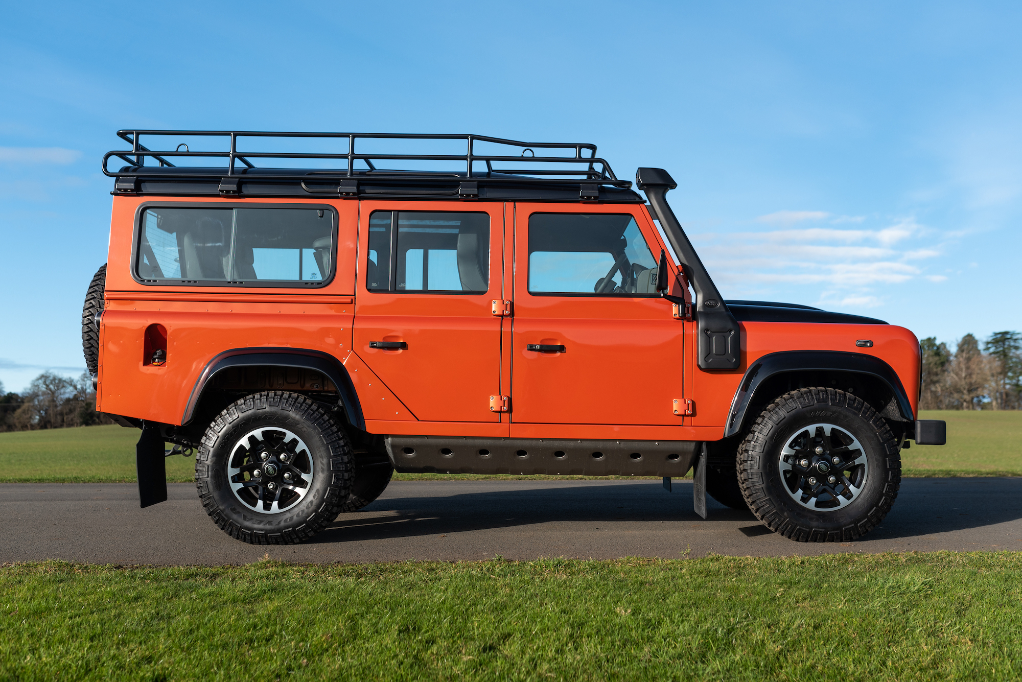 2016 LAND ROVER DEFENDER 110 ADVENTURE (FINAL CAR PRODUCED) - 52 MILES