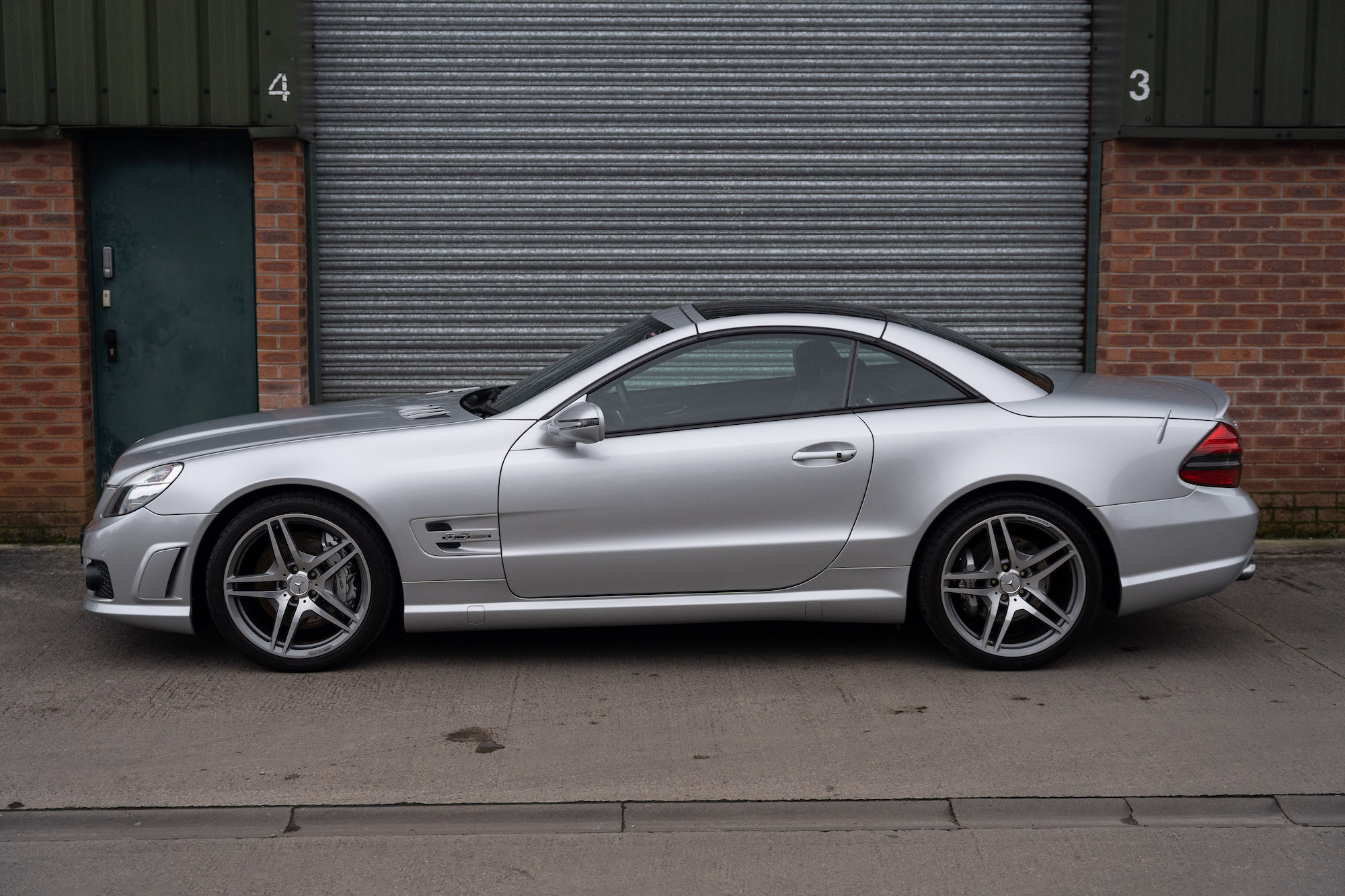 2009 MERCEDES-BENZ (R230) SL63 AMG