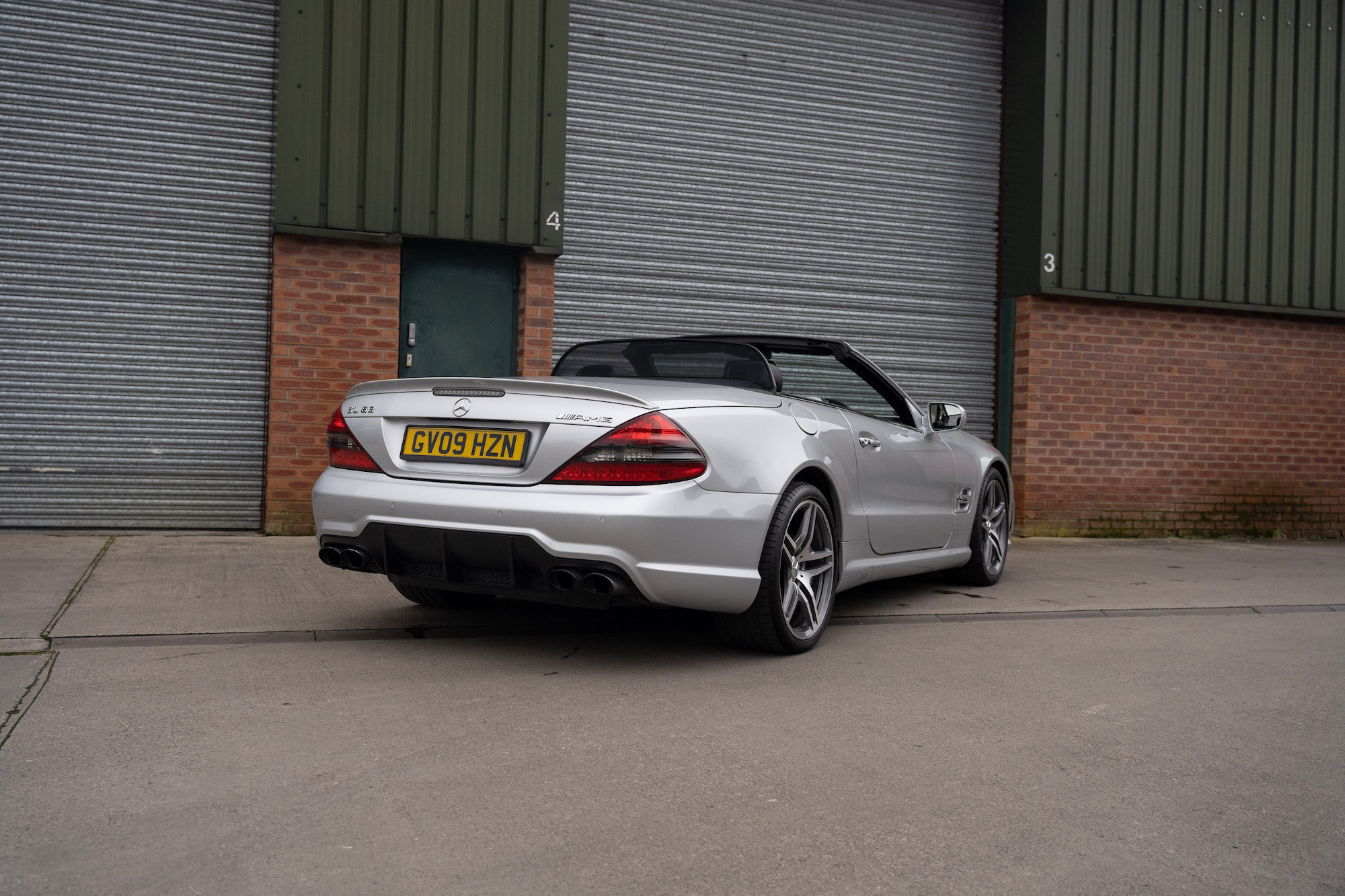 2009 MERCEDES-BENZ (R230) SL63 AMG