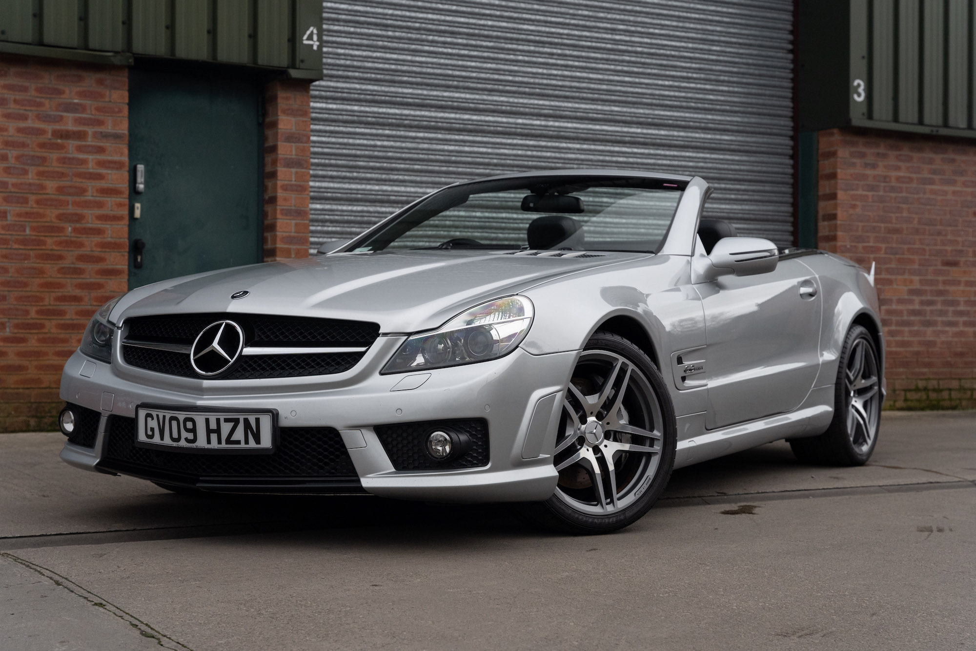 2009 MERCEDES-BENZ (R230) SL63 AMG