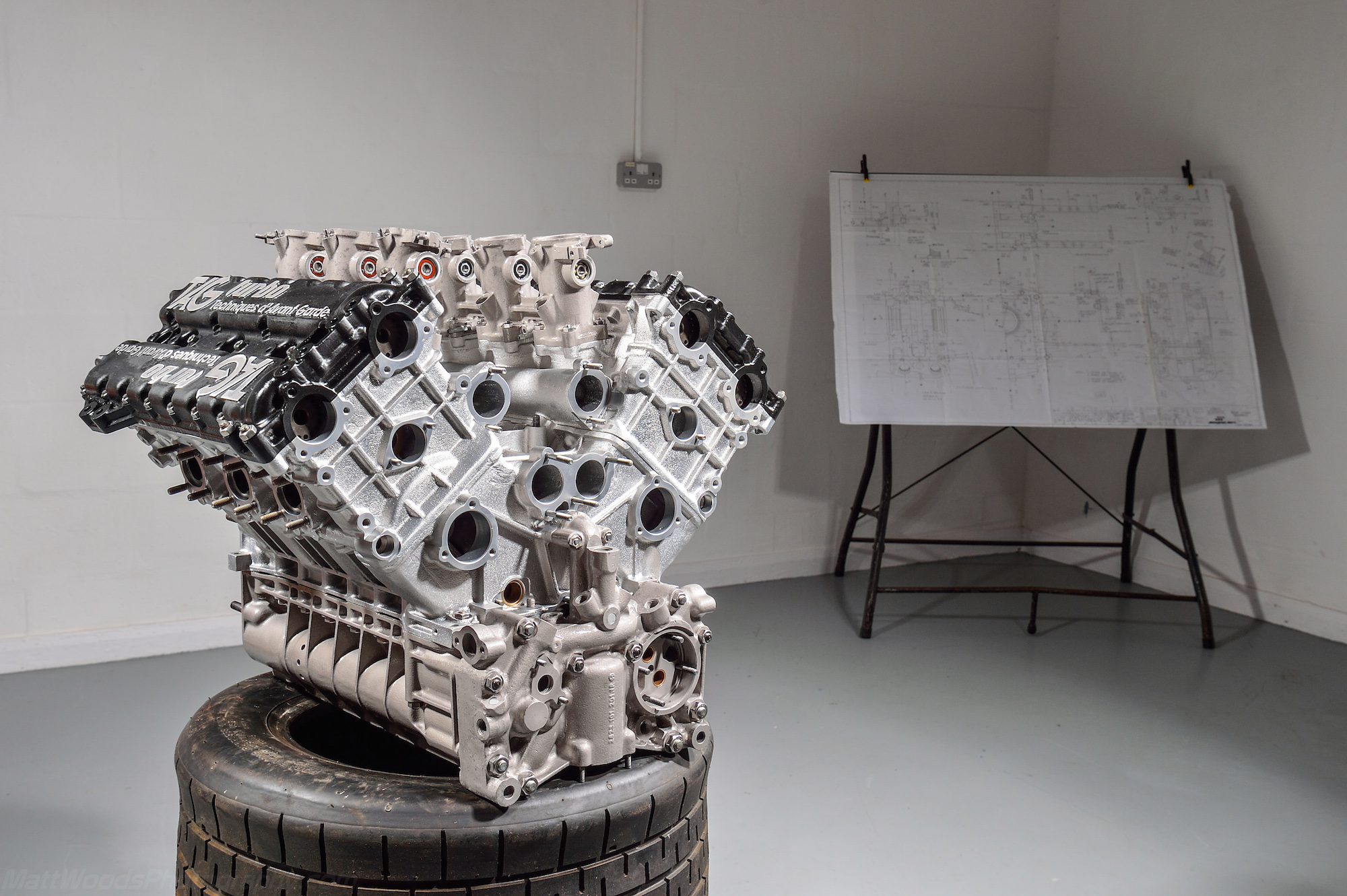 1984 MCLAREN MP4/2 PORSCHE-TAG F1 ENGINE