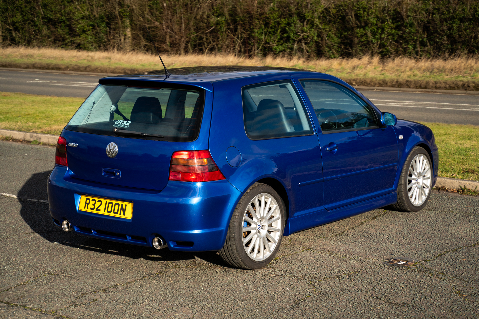 2003 VOLKSWAGEN GOLF (MK4) R32