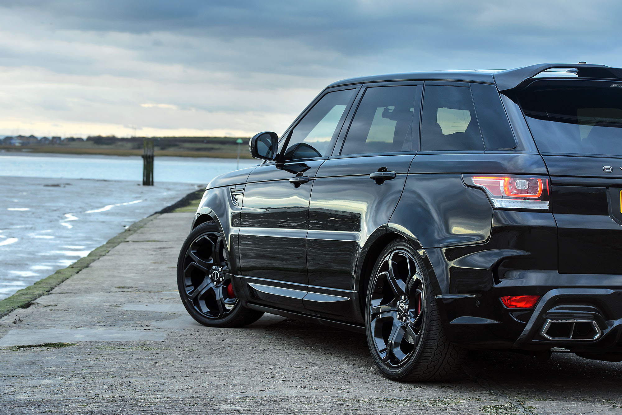 2015 RANGE ROVER SPORT 5.0 V8 'OVERFINCH'