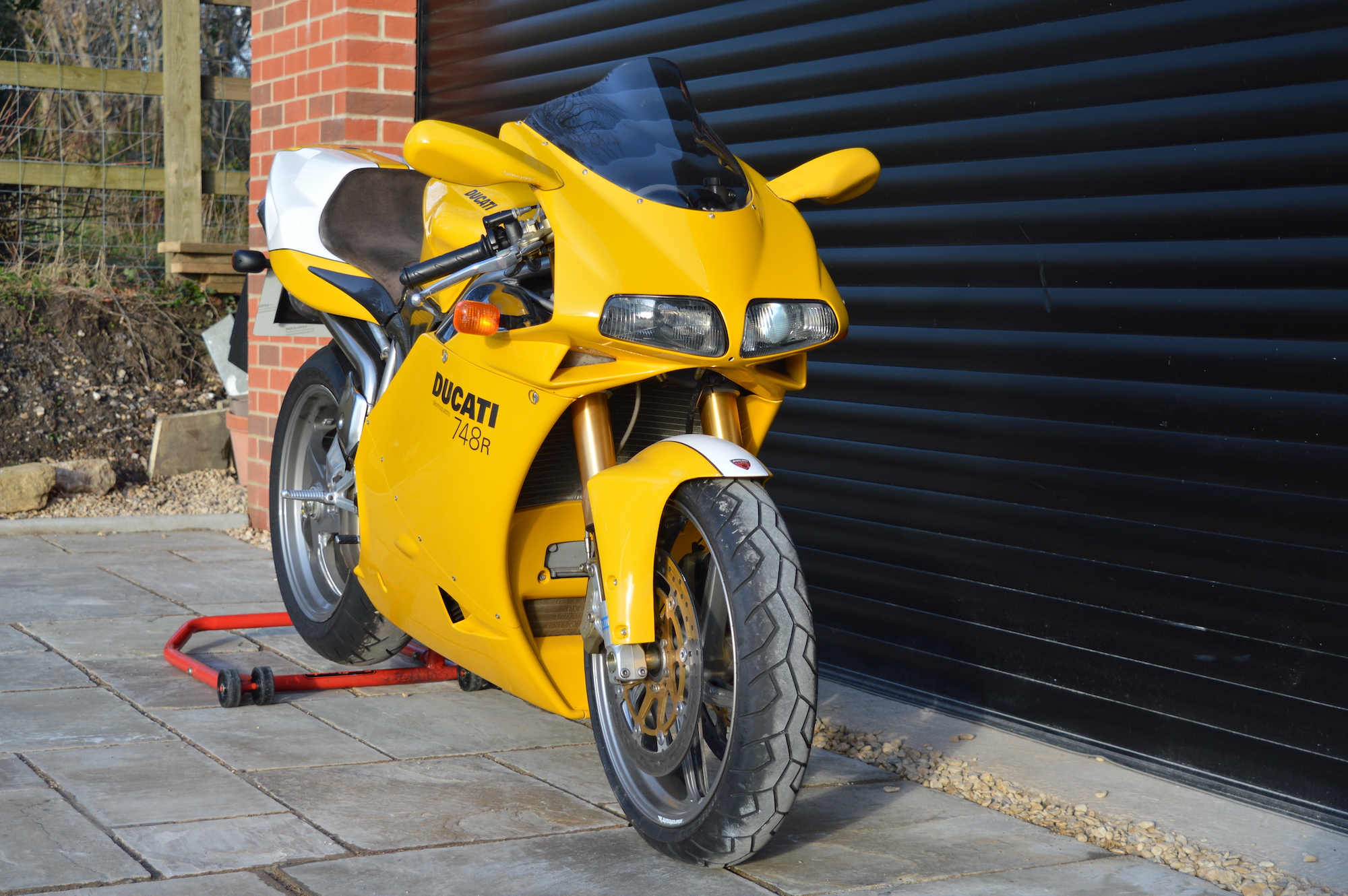 2002 DUCATI 748R