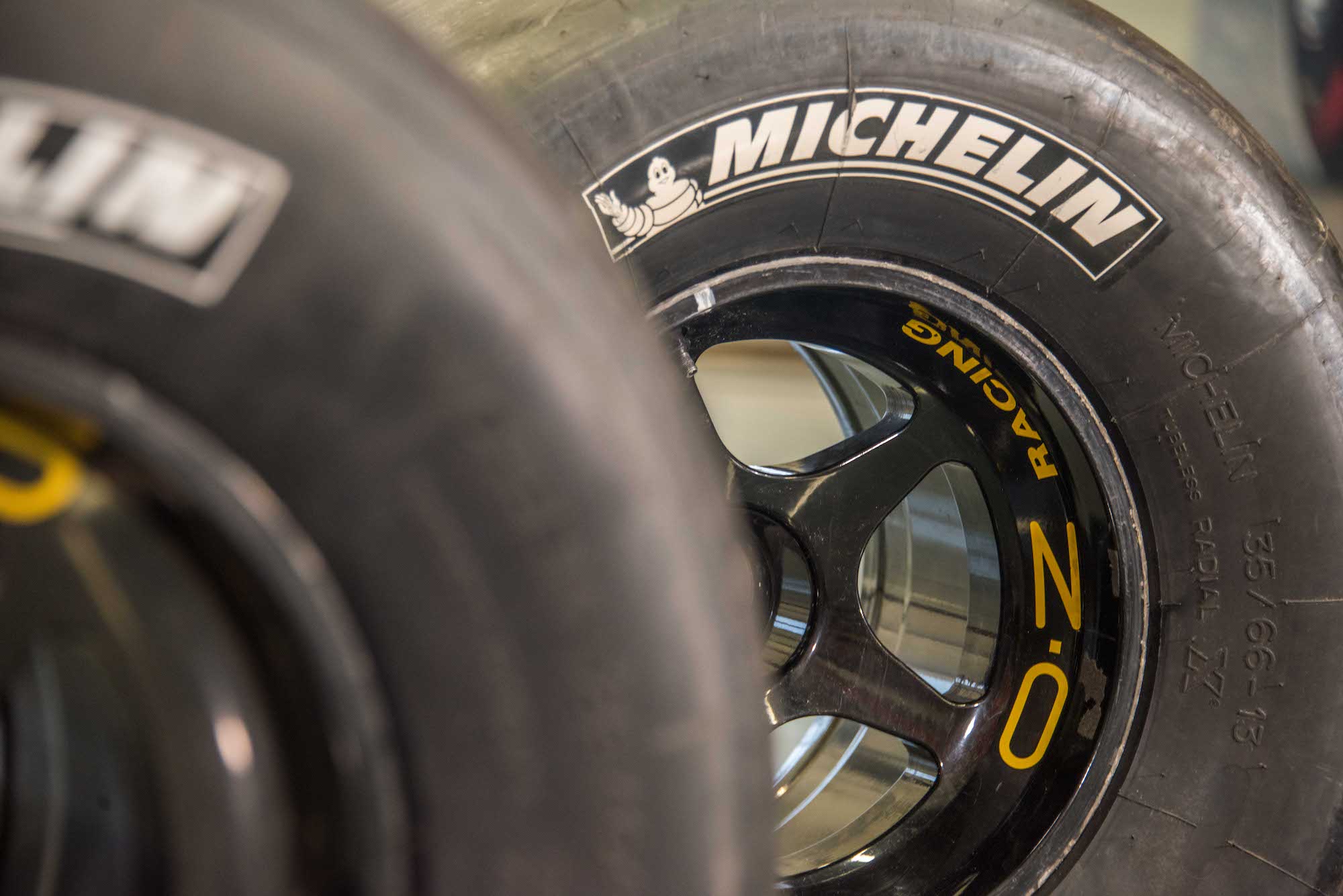 SET OF 1990S OZ RACING F1 WHEELS