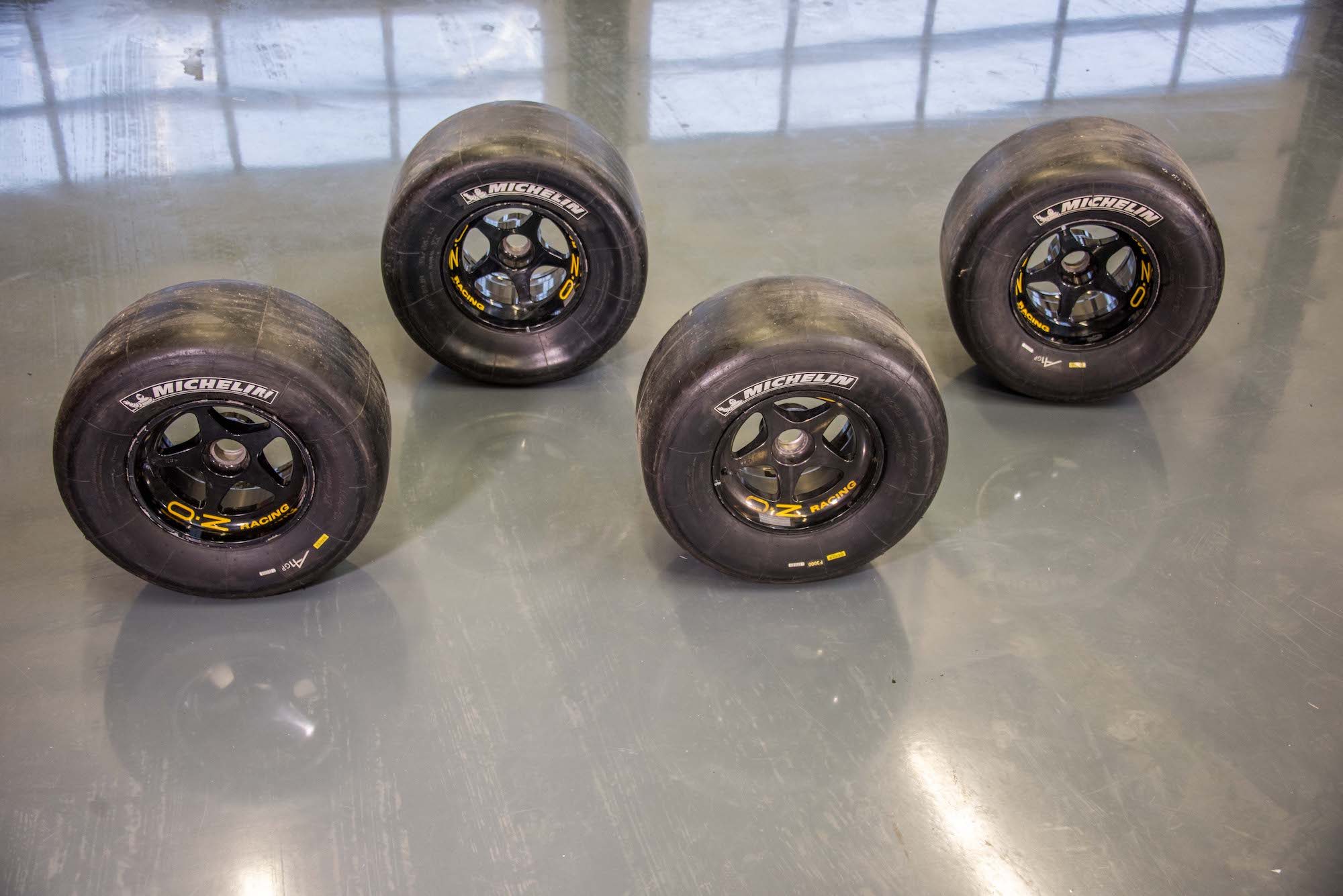 SET OF 1990S OZ RACING F1 WHEELS